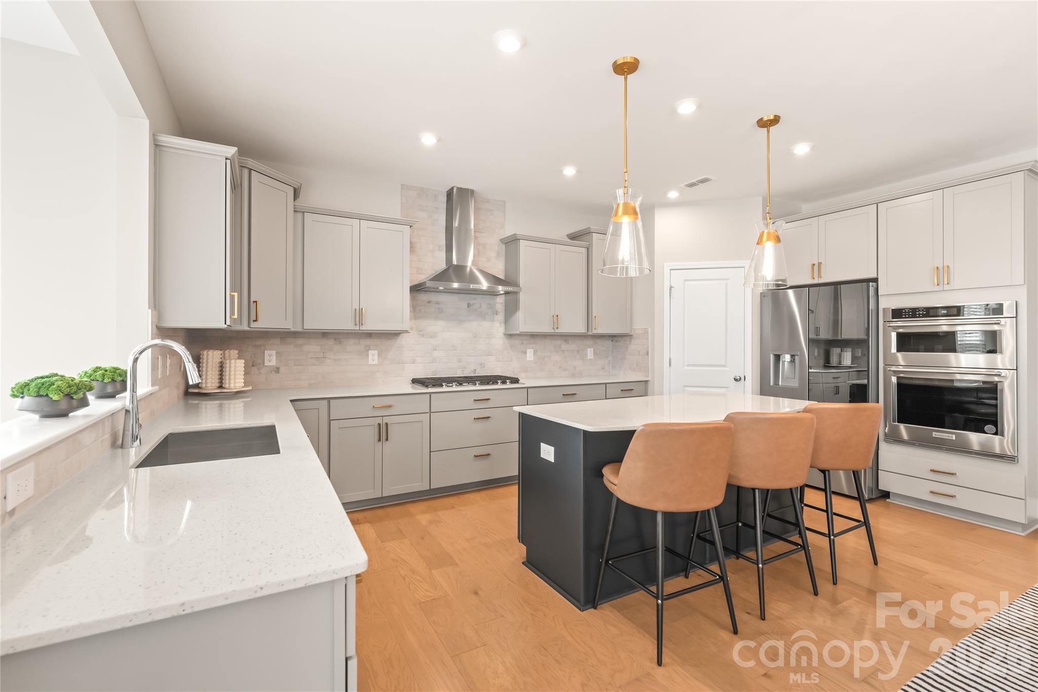 12205 Hollinhope Drive, Charlotte, NC