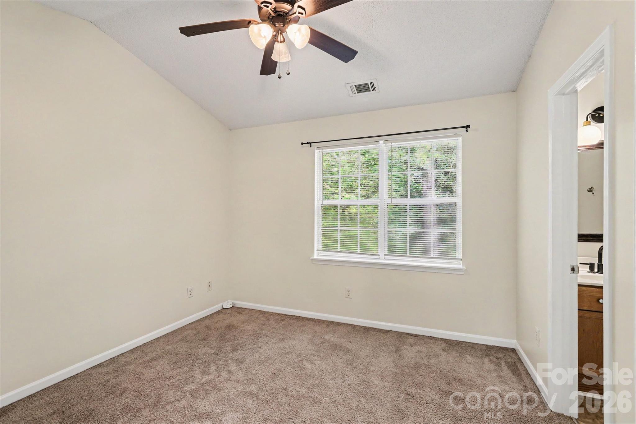 Photo 14 of 5833 Cougar Lane, Charlotte, NC
