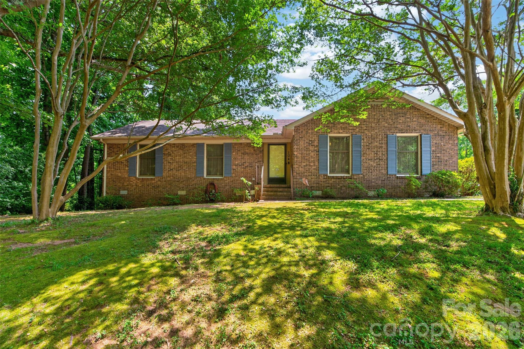 104 Hallett Street, Fort Mill, SC - photo 2 of 49