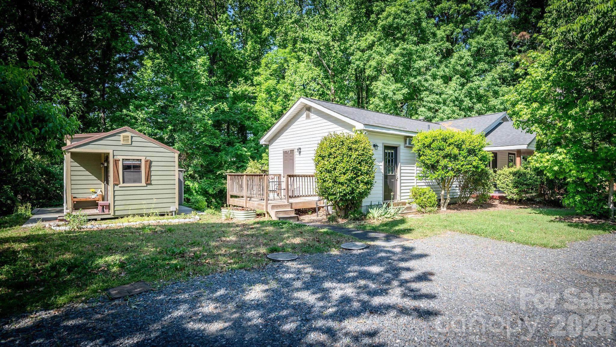 Photo 19 of 3828 Oakwood Road, Charlotte, NC