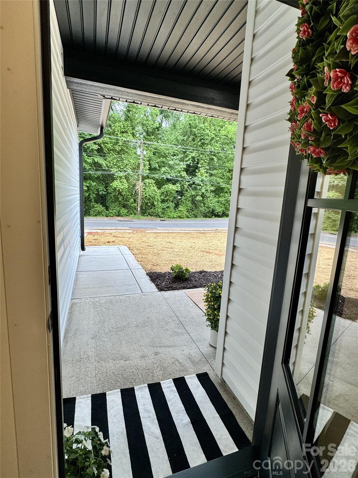 325 N Chapel Street, Landis, NC - photo 3 of 33