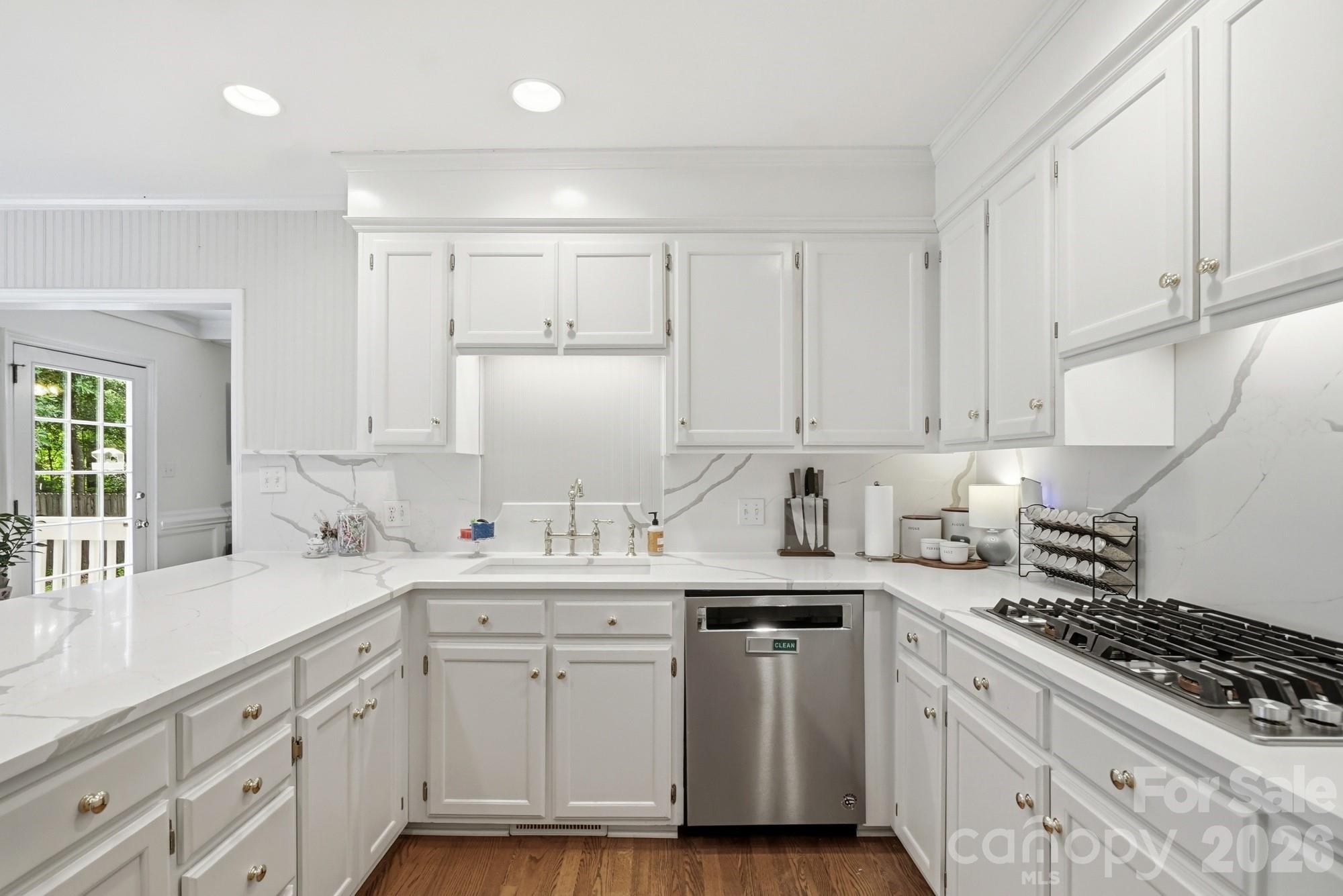 Photo 15 of 10129 Hanover Glen Road, Charlotte, NC