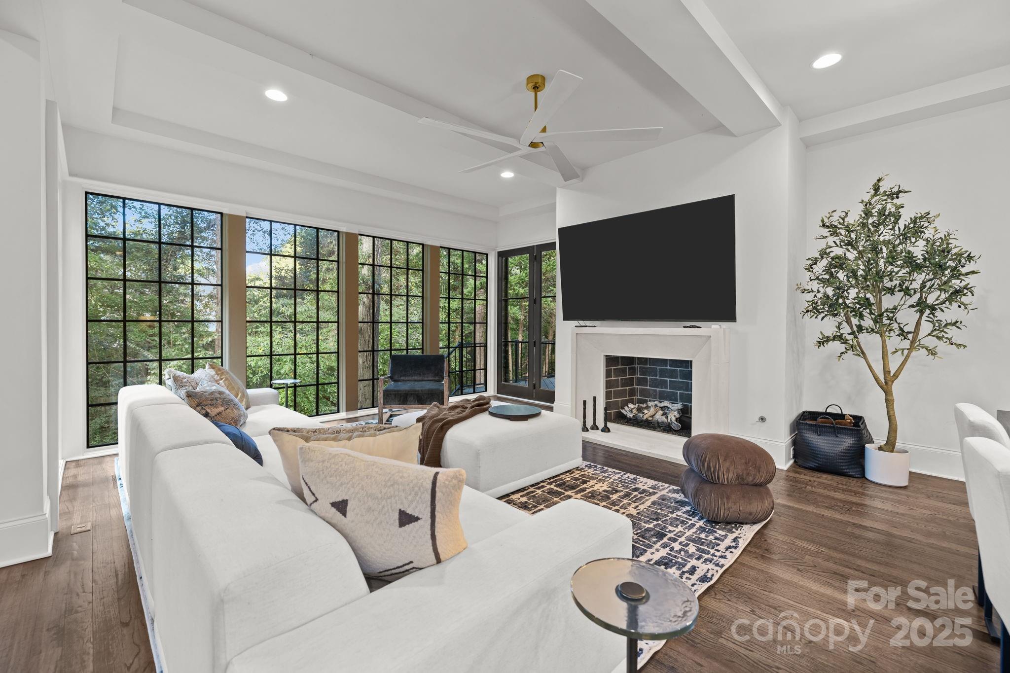 Photo 8 of 9004 Tynecastle Commons Court, Charlotte, NC