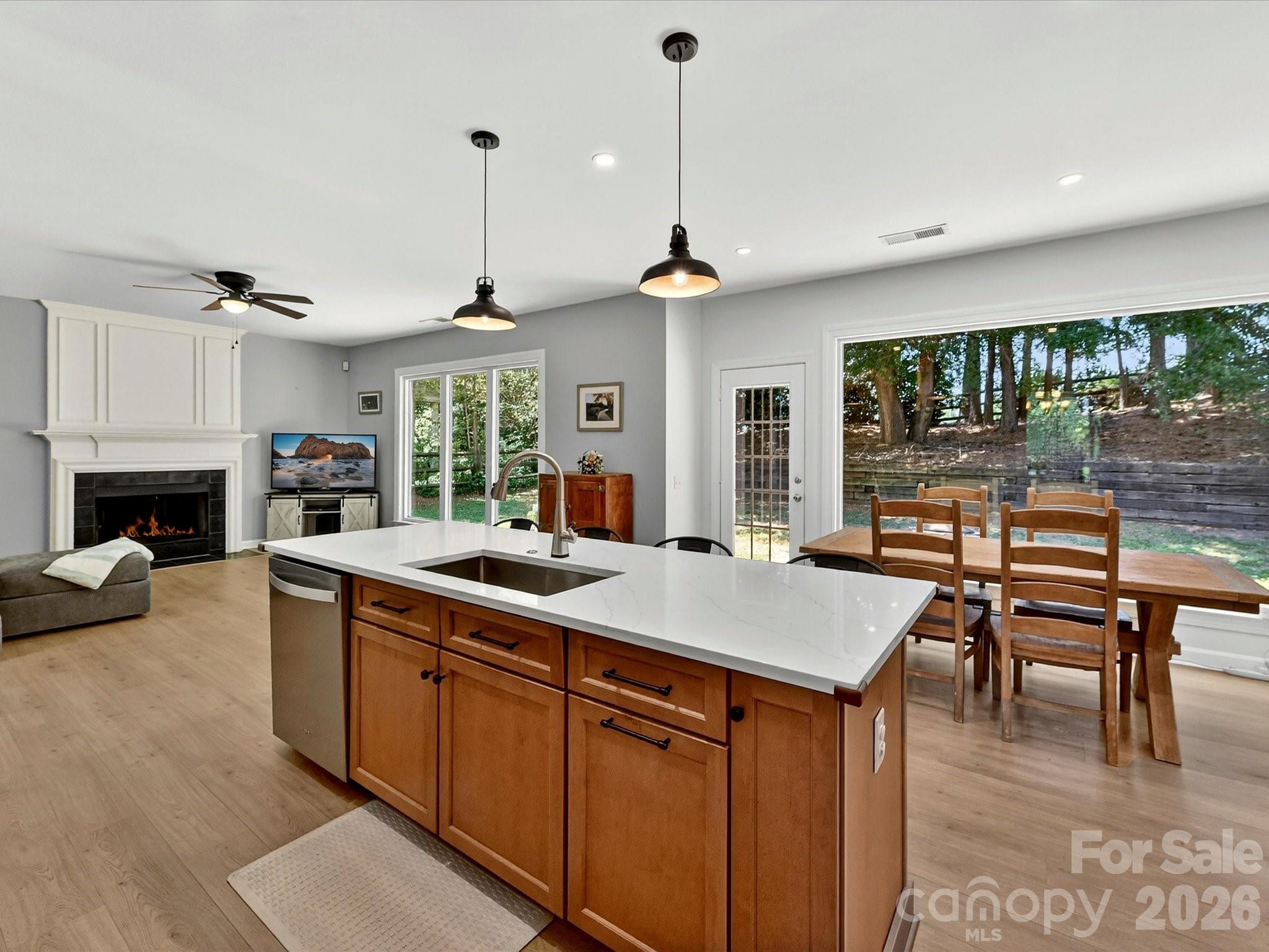 620 Meadow Lake Drive, Matthews, NC - photo 14 of 49