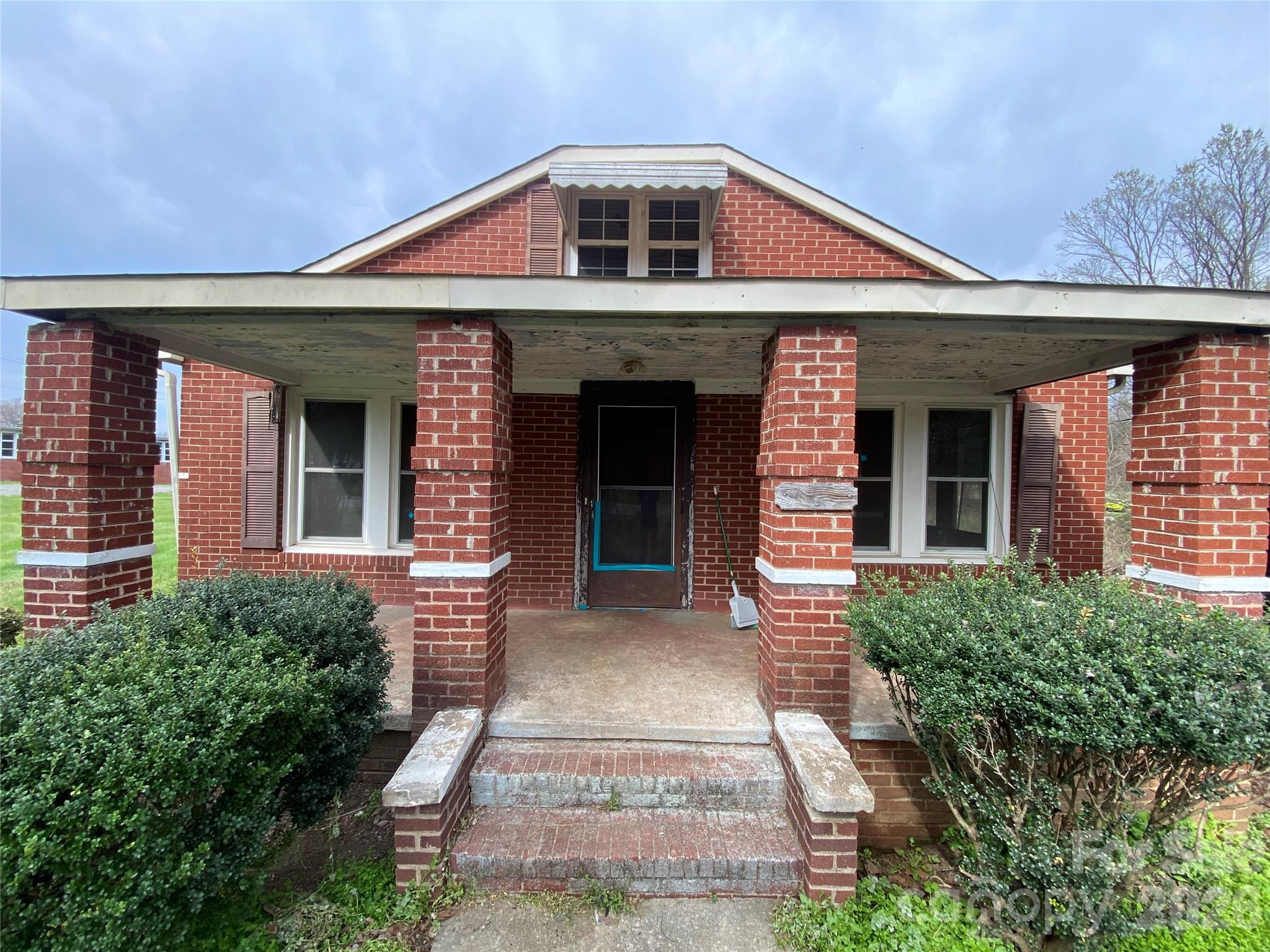 705 E Main Street, Cleveland, NC - photo 12 of 31
