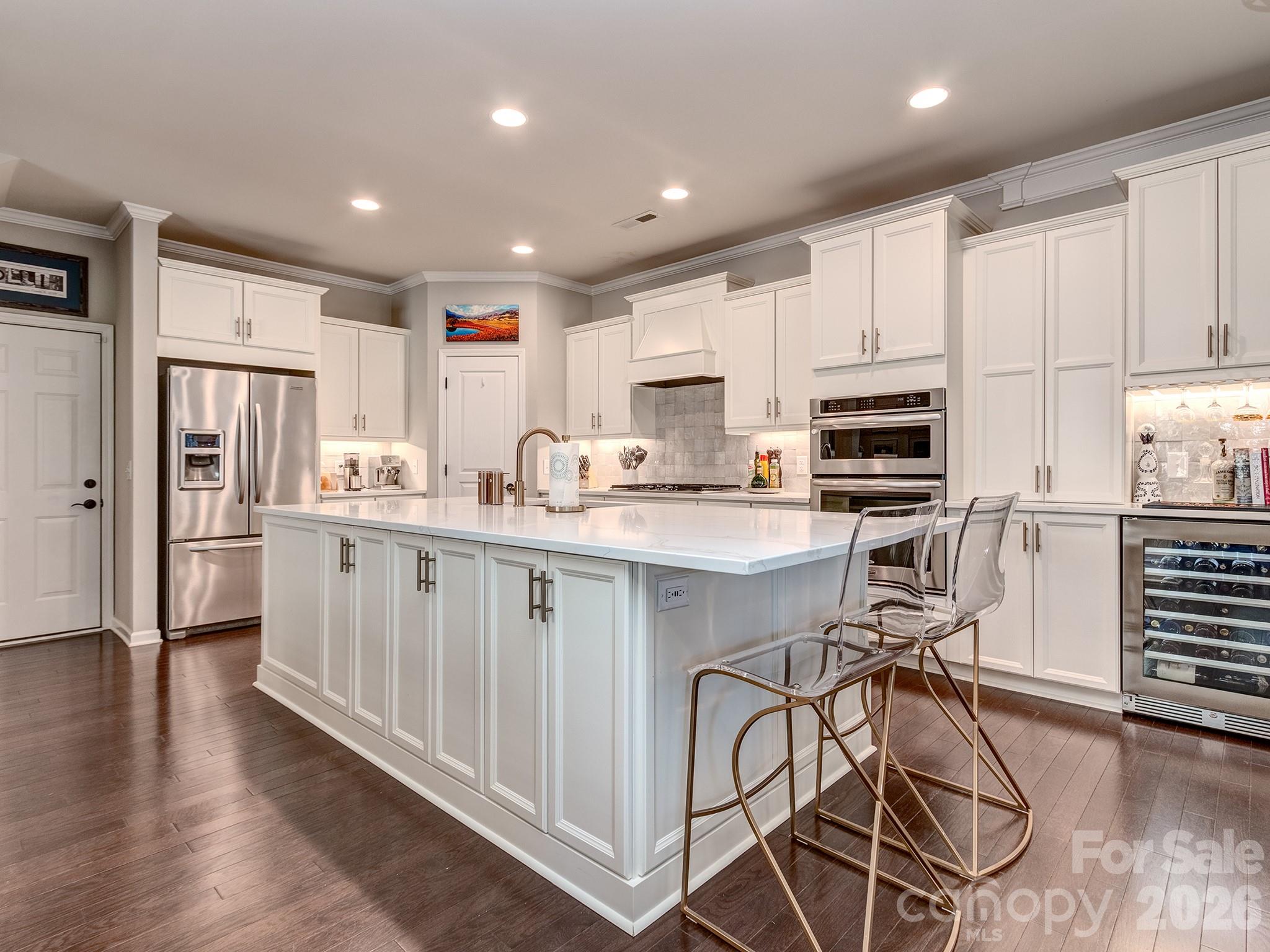 Home for sale at 1809 Sunchaser Lane, Charlotte, NC — photo 1 of 35