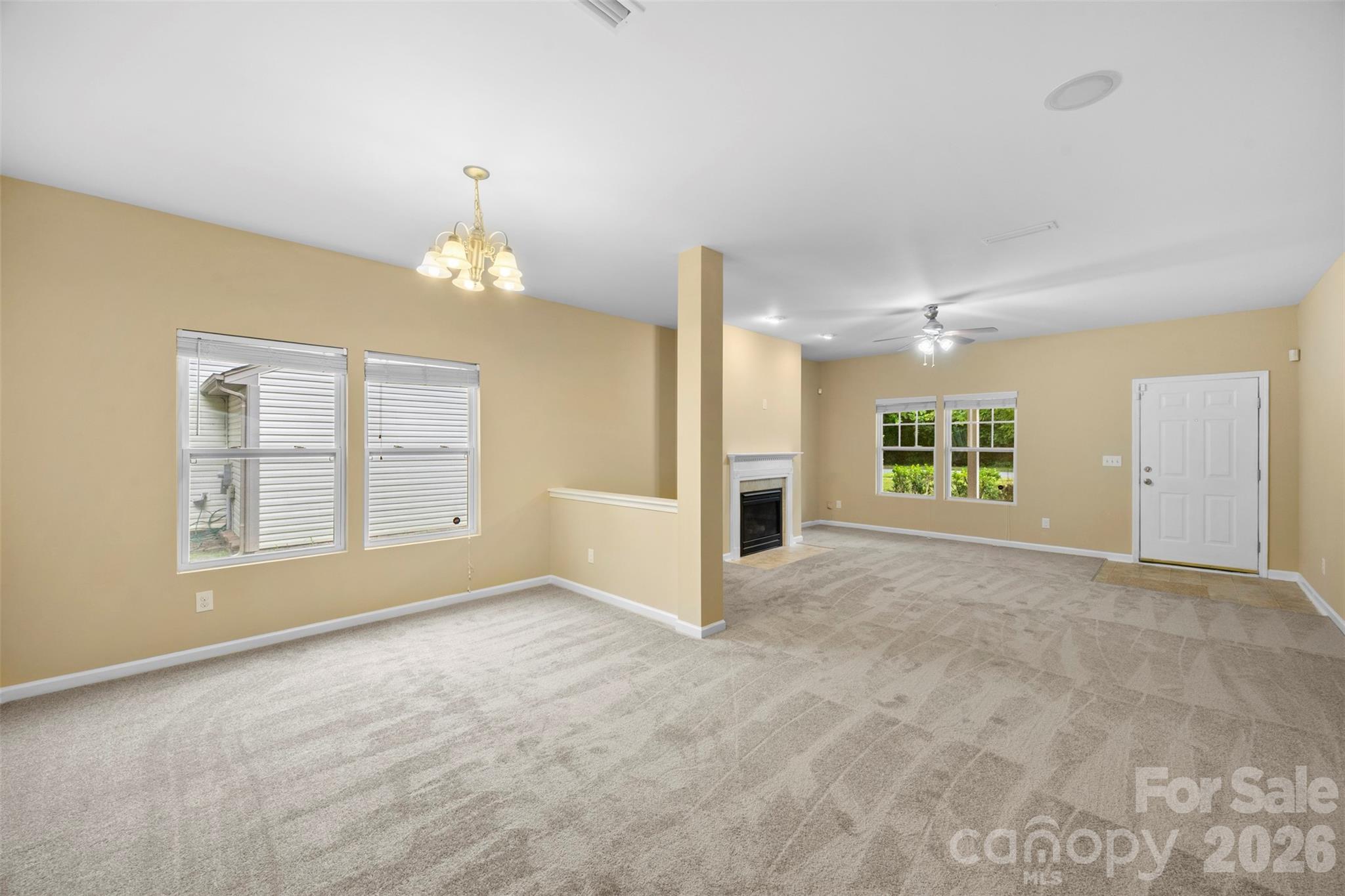 Home for sale at 1831 Yaupon Road, Charlotte, NC — photo 11 of 39