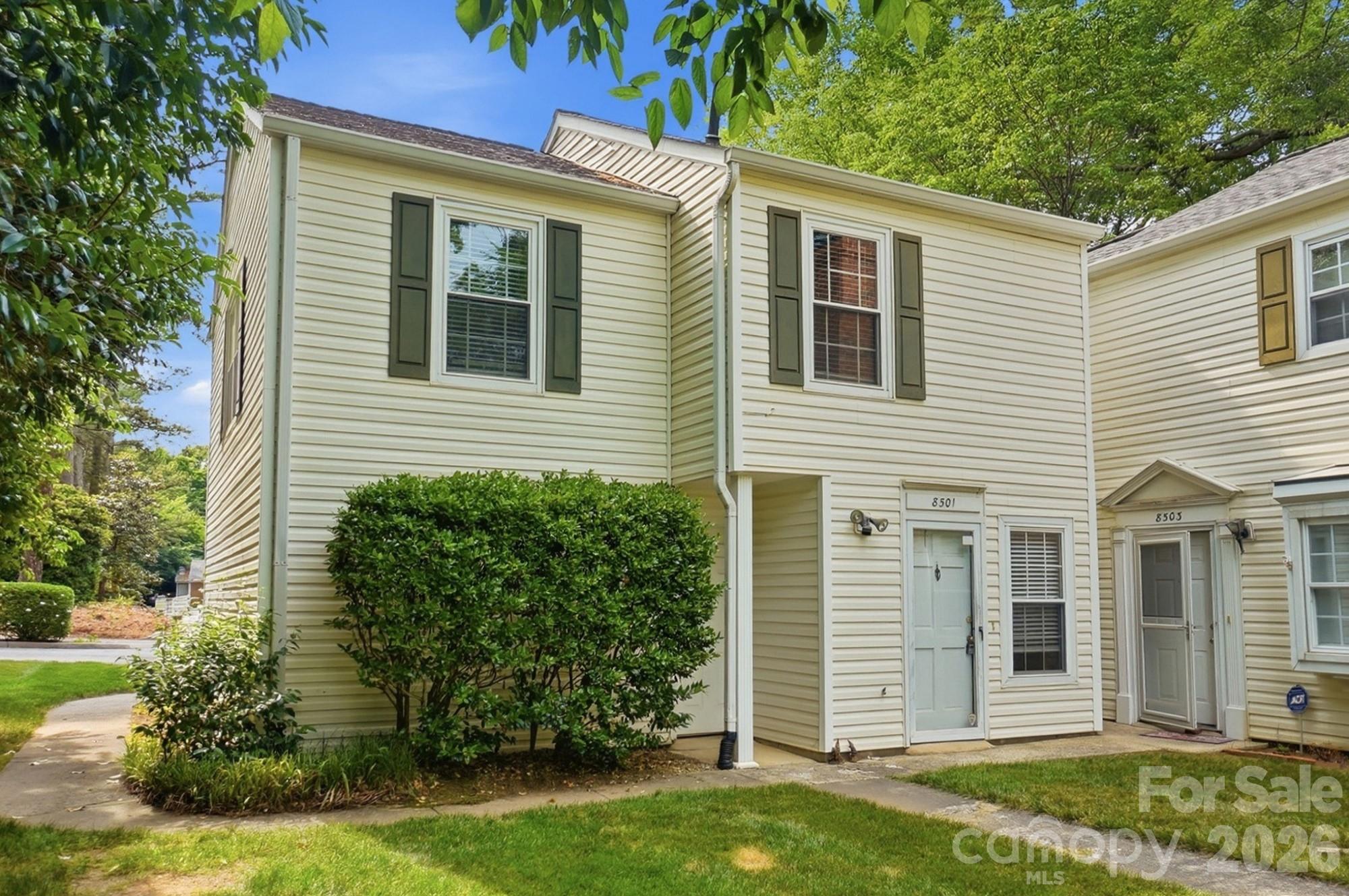 Home for sale at 8501 Pine Thicket Court, Charlotte, NC — photo 1 of 32
