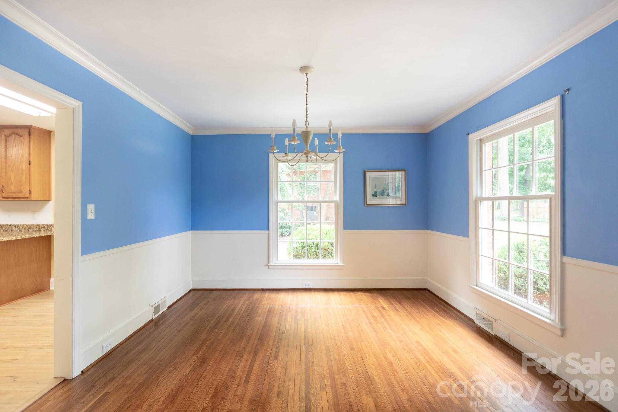 Photo 8 of 5511 Robinhood Road, Charlotte, NC