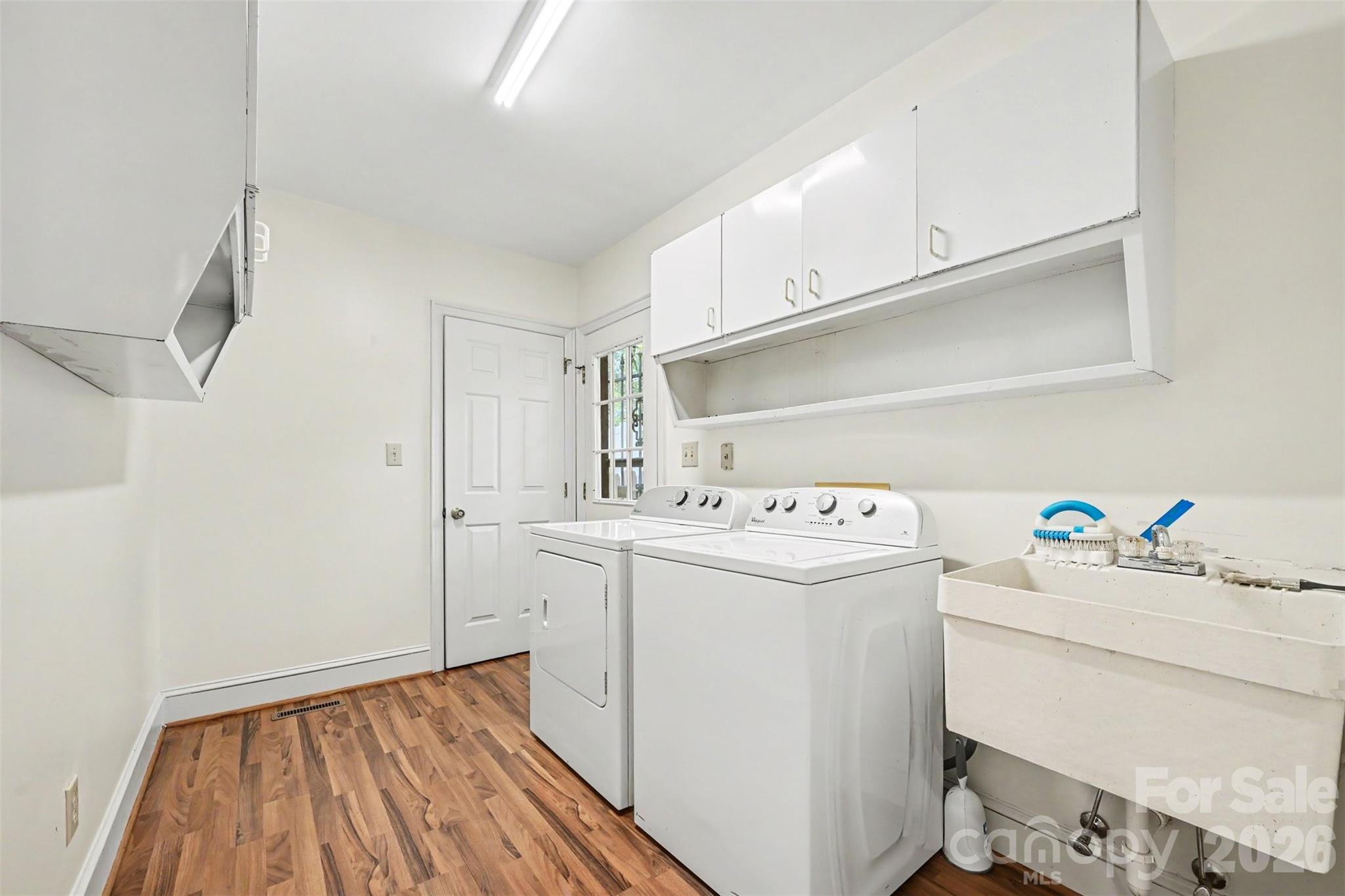 Photo 33 of 212 Rose Arbor Lane, Matthews, NC