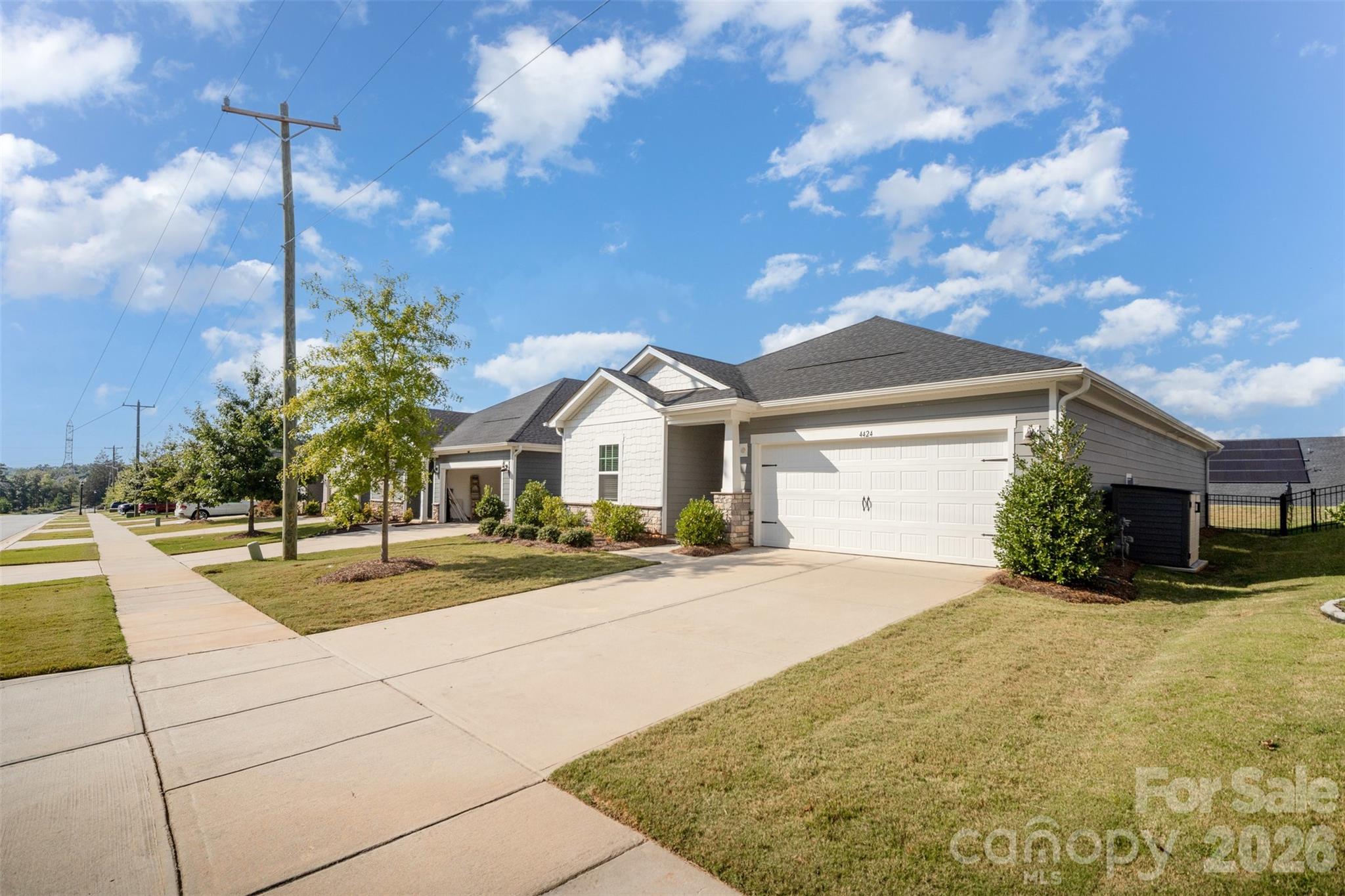 Photo 2 of 4424 Bright Road, Charlotte, NC