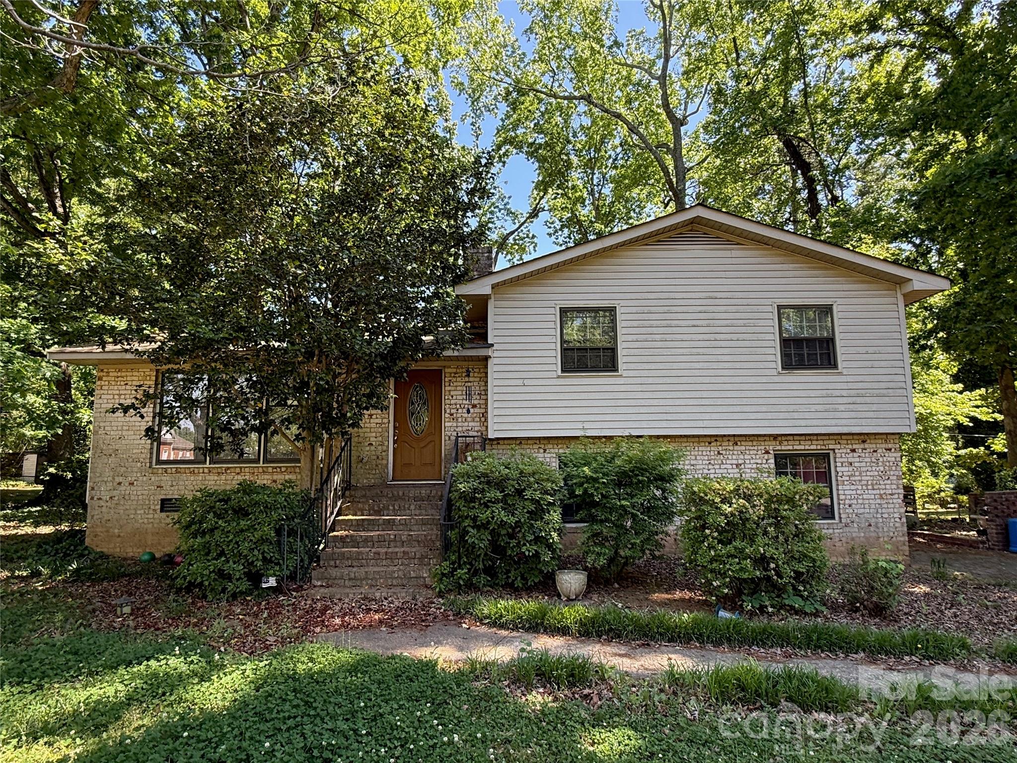 Exterior of 1129 Mclaughlin Drive, Charlotte, NC