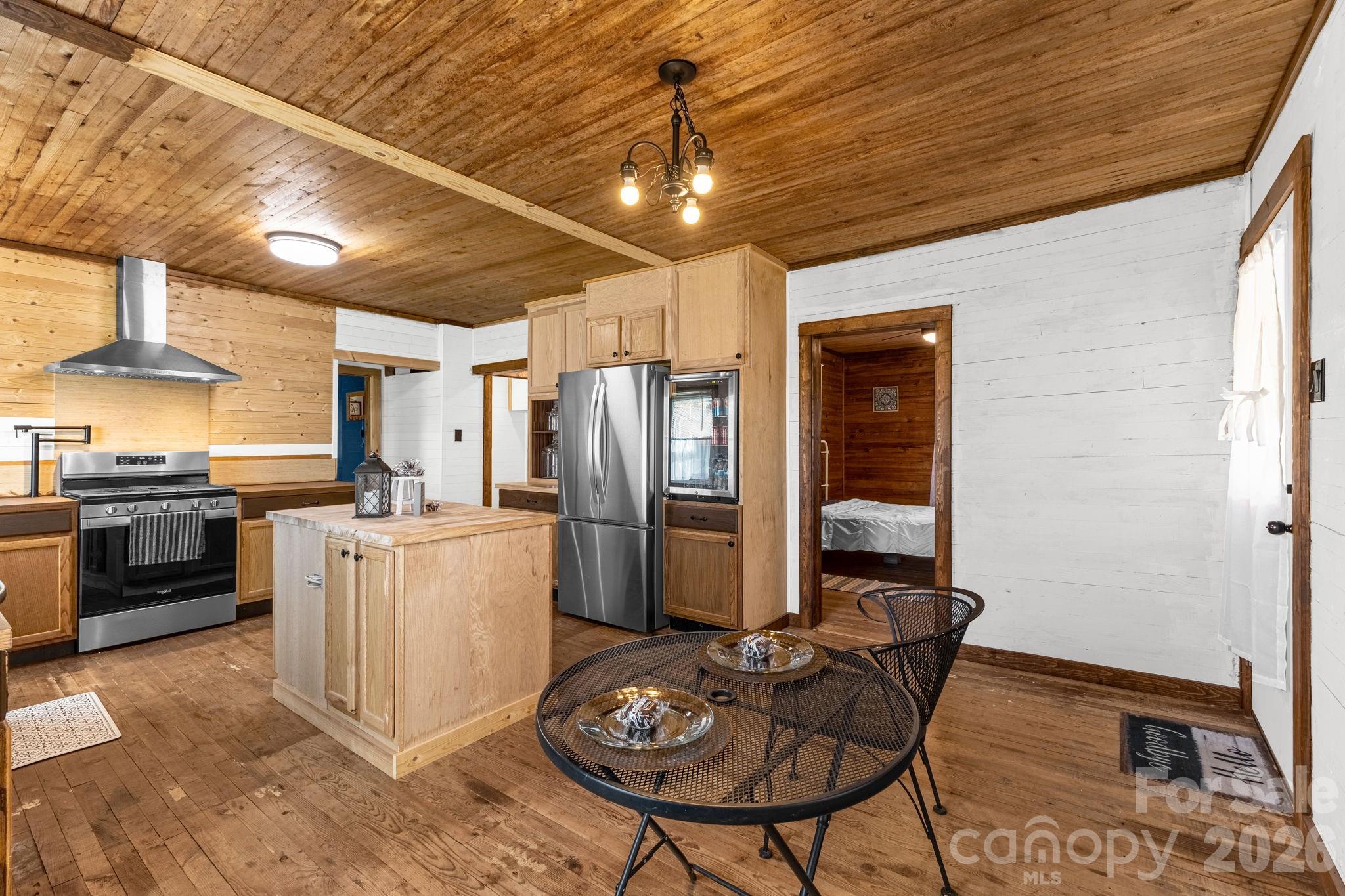 98 Poplar Springs Road, Hiddenite, NC - photo 17 of 38