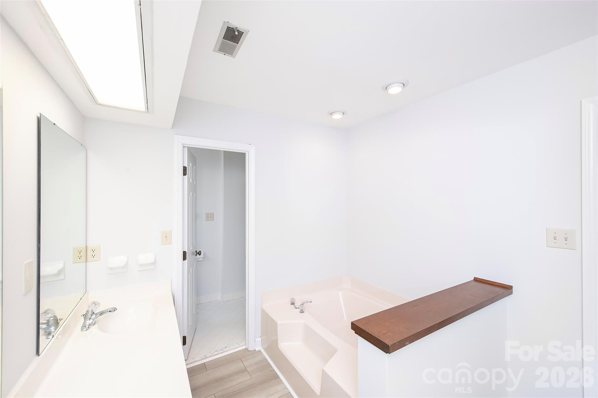 Photo 36 of 4248 Woodglen Lane, Charlotte, NC