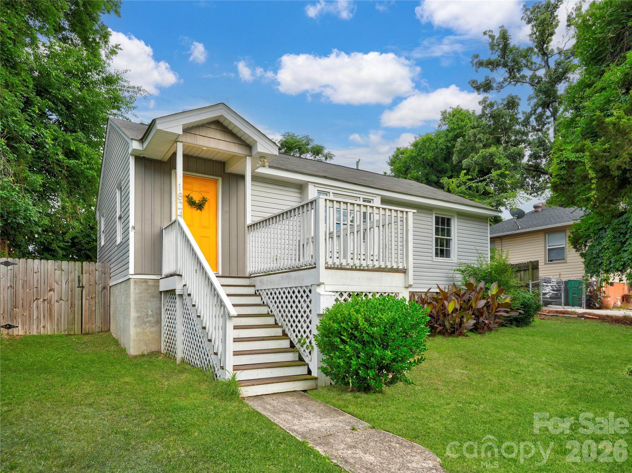 Photo 3 of 1824 Double Oaks Road, Charlotte, NC