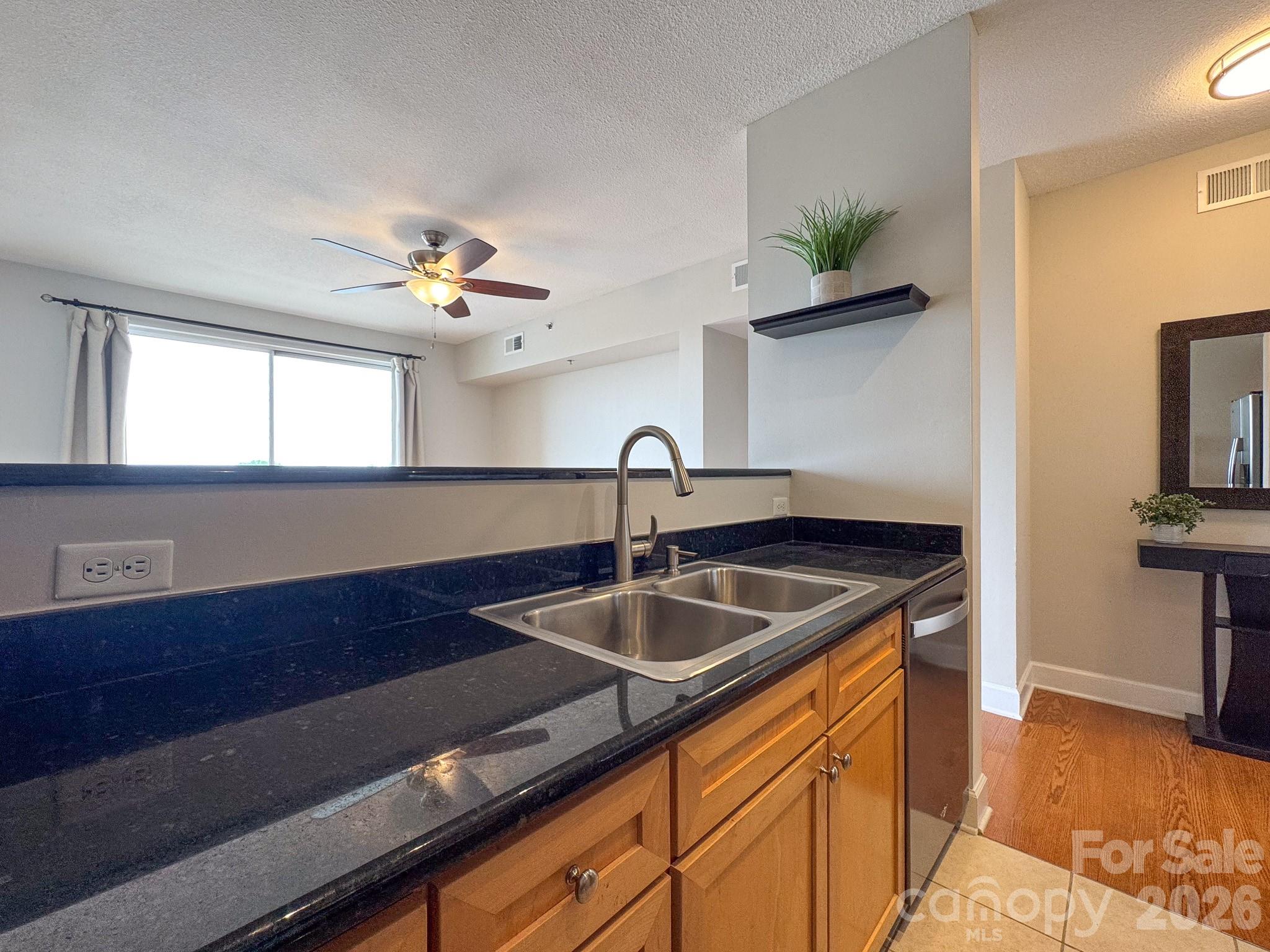 Photo 9 of 1315 East Boulevard814, Charlotte, NC