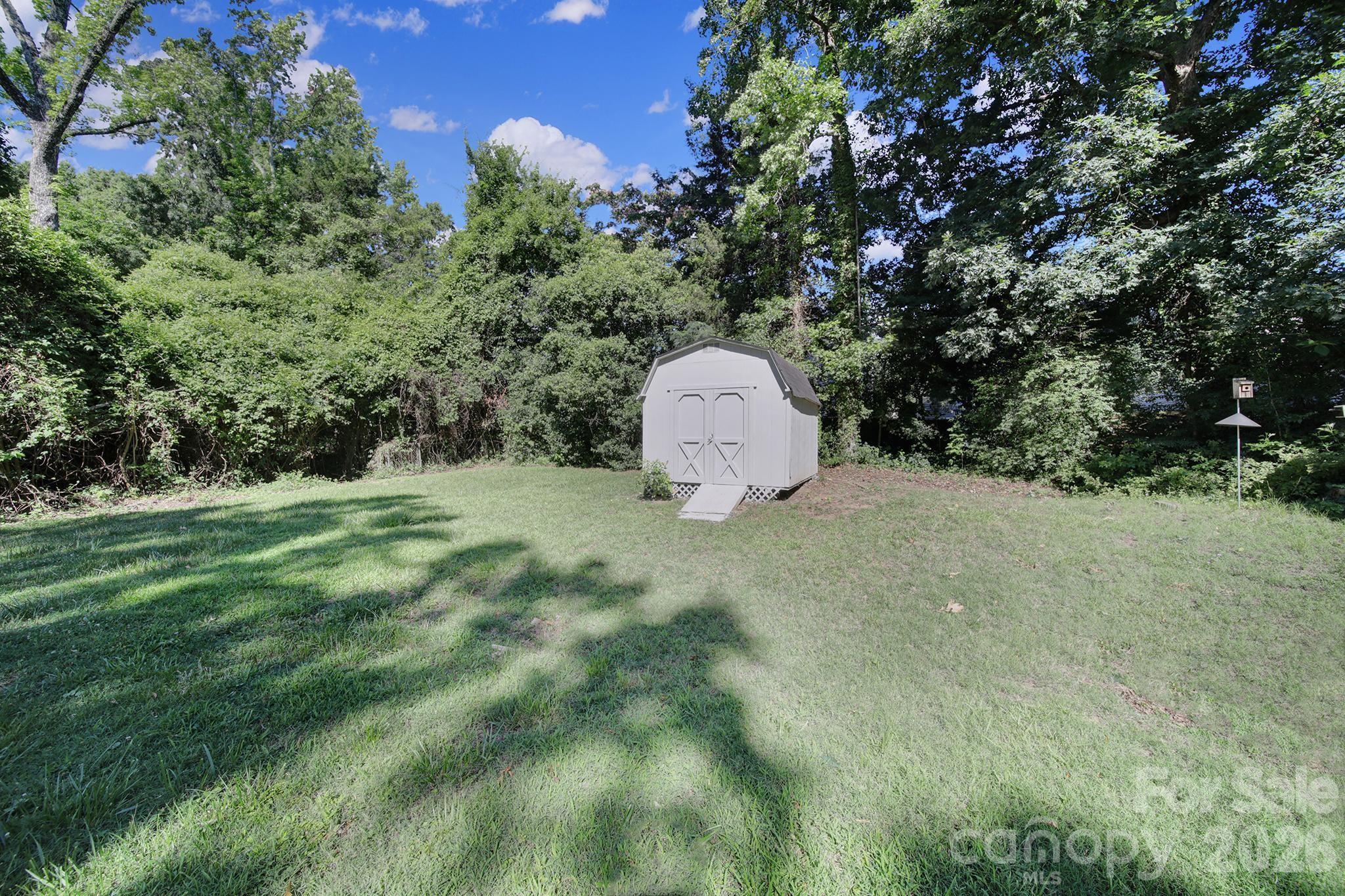 Home for sale at 1801 Dallas Avenue, Charlotte, NC — photo 14 of 34