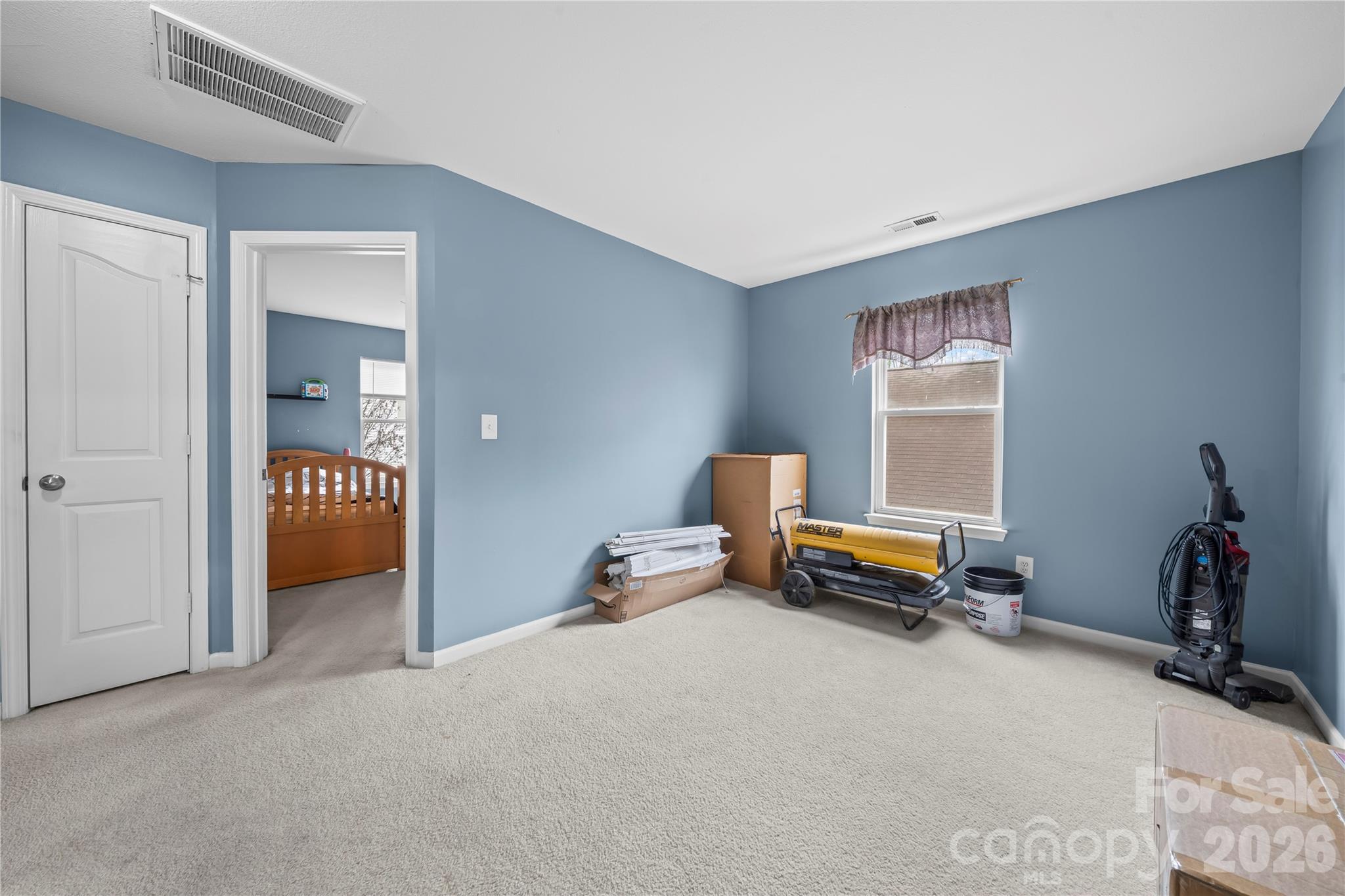 Photo 17 of 5041 Wallace Creek Lane, Charlotte, NC