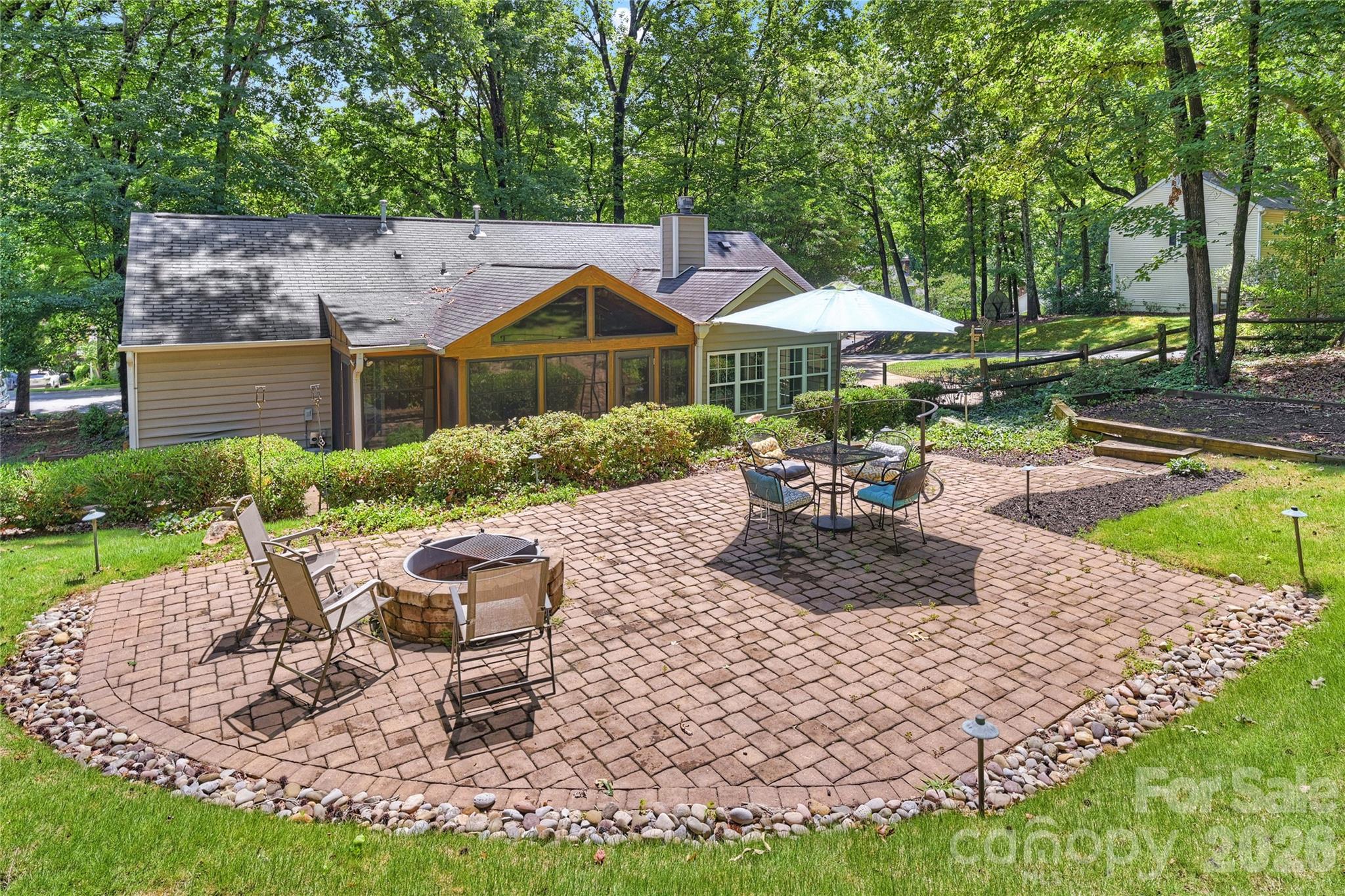Photo 34 of 605 Silversmith Lane, Charlotte, NC