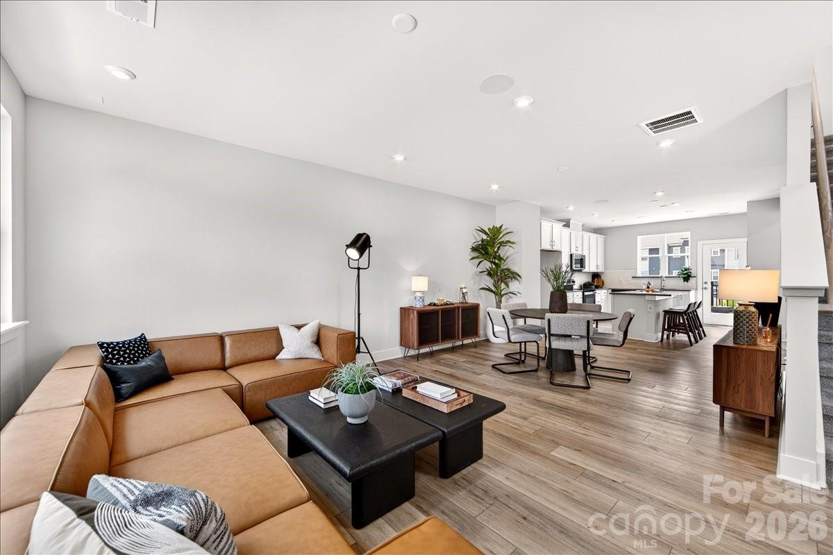 Photo 8 of 4032 Canvas Court, Charlotte, NC