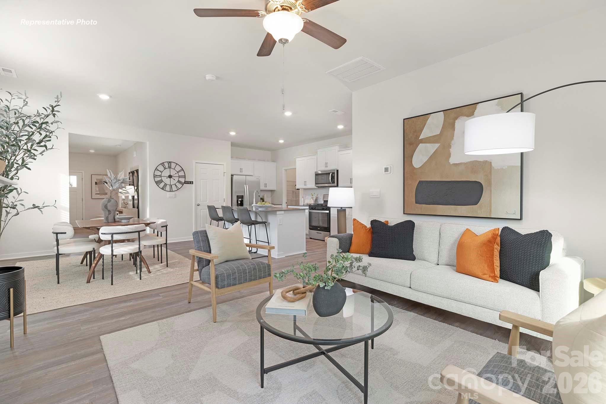 Photo 4 of 5121 Parker Forest Drive, Charlotte, NC