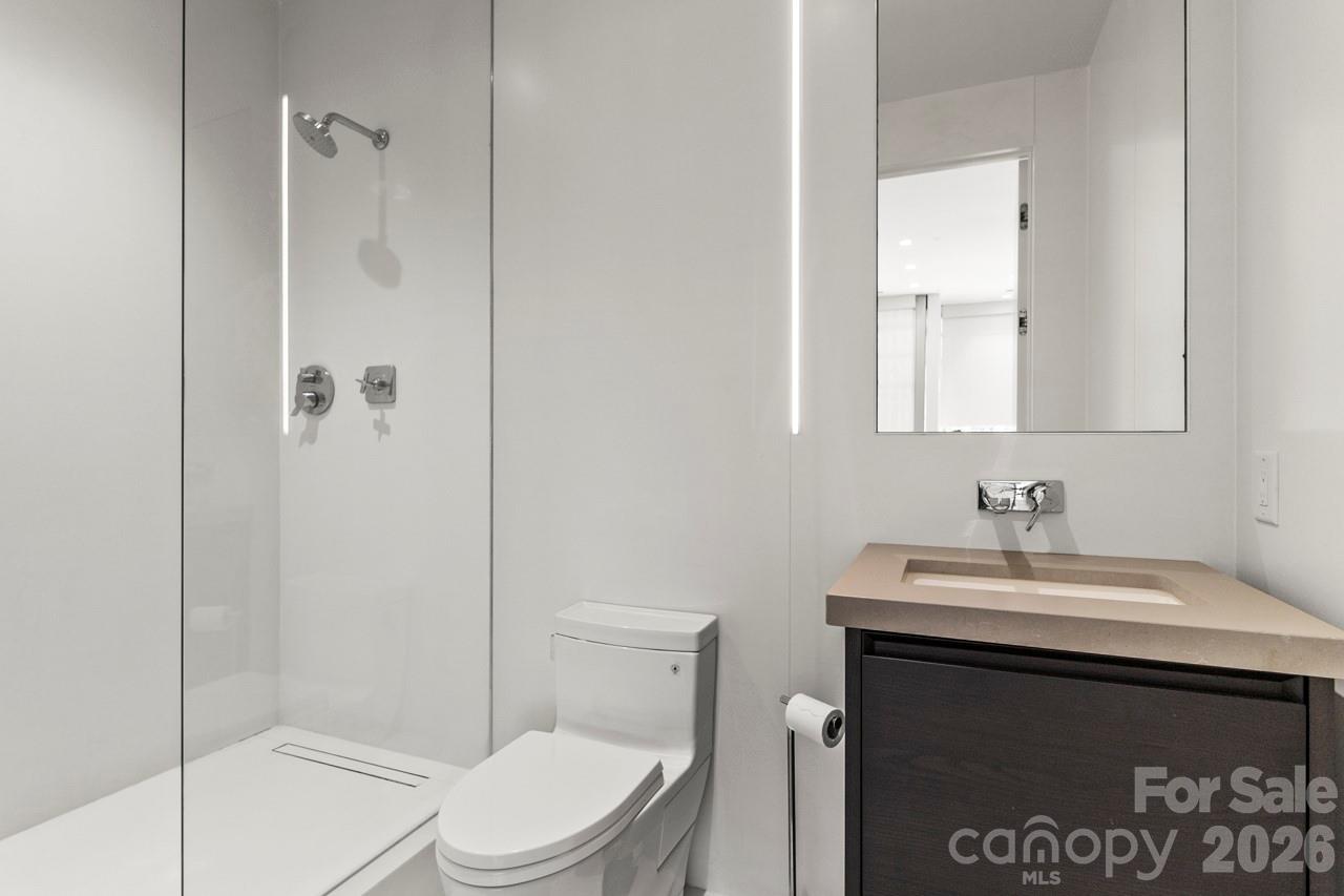Photo 25 of 435 S Tryon Street901, Charlotte, NC