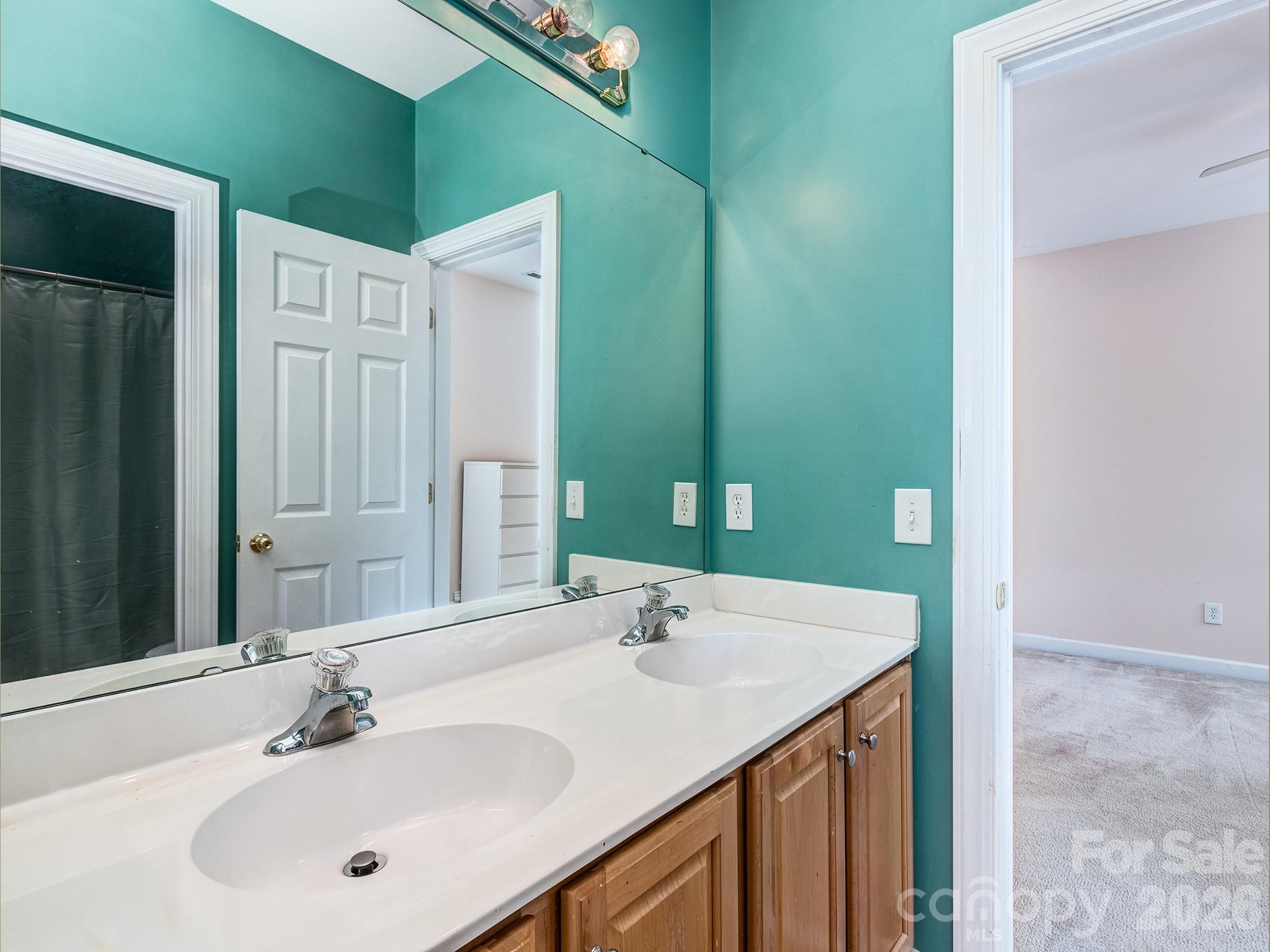 Home for sale at 4027 Riseley Lane, Charlotte, NC — photo 30 of 39