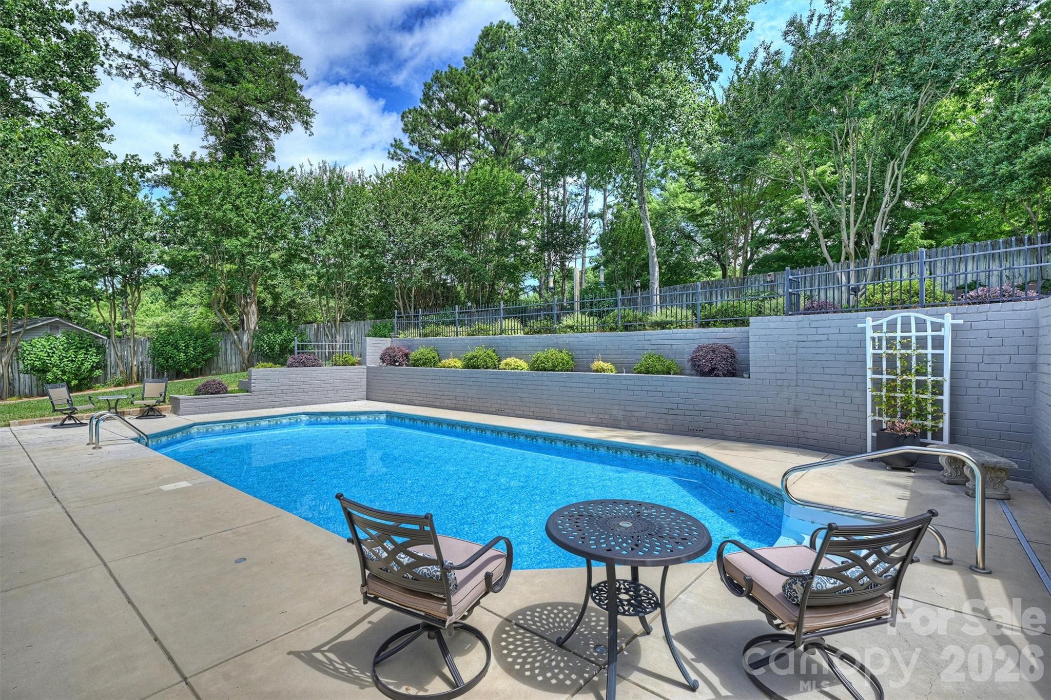 Photo 42 of 4013 Bridgewood Lane, Charlotte, NC