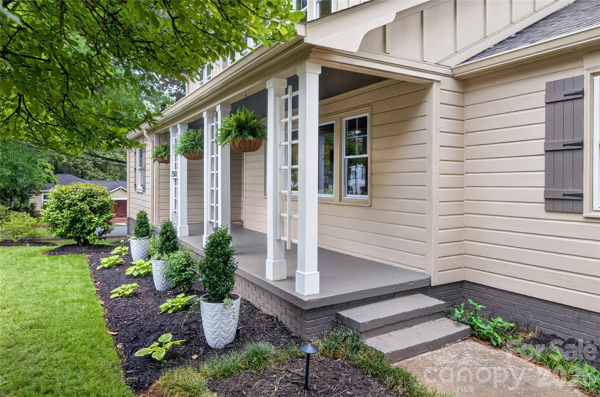 2501 Runnymede Lane, Charlotte, NC - photo 5 of 41