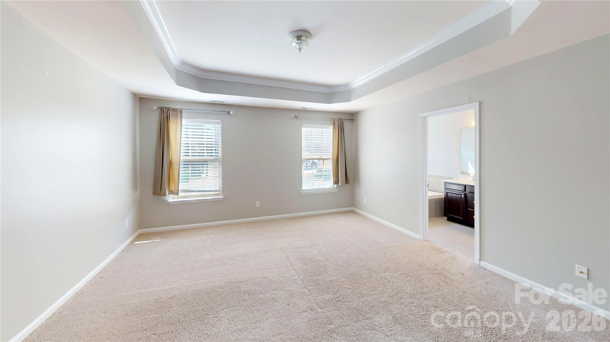 Photo 8 of 1637 Fleetwood Drive, Charlotte, NC