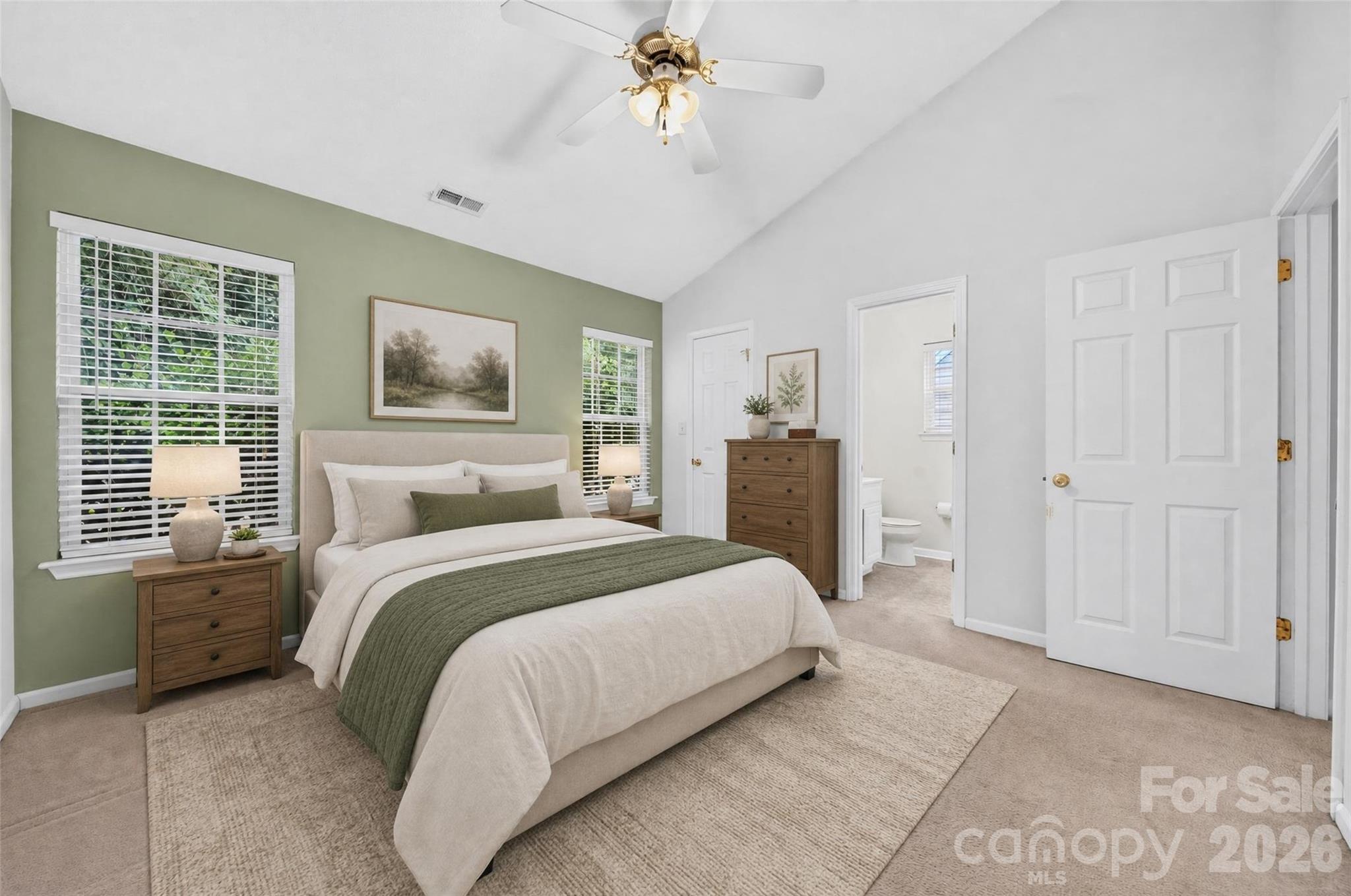Home for sale at 4627 Victory Lane, Charlotte, NC — photo 6 of 39