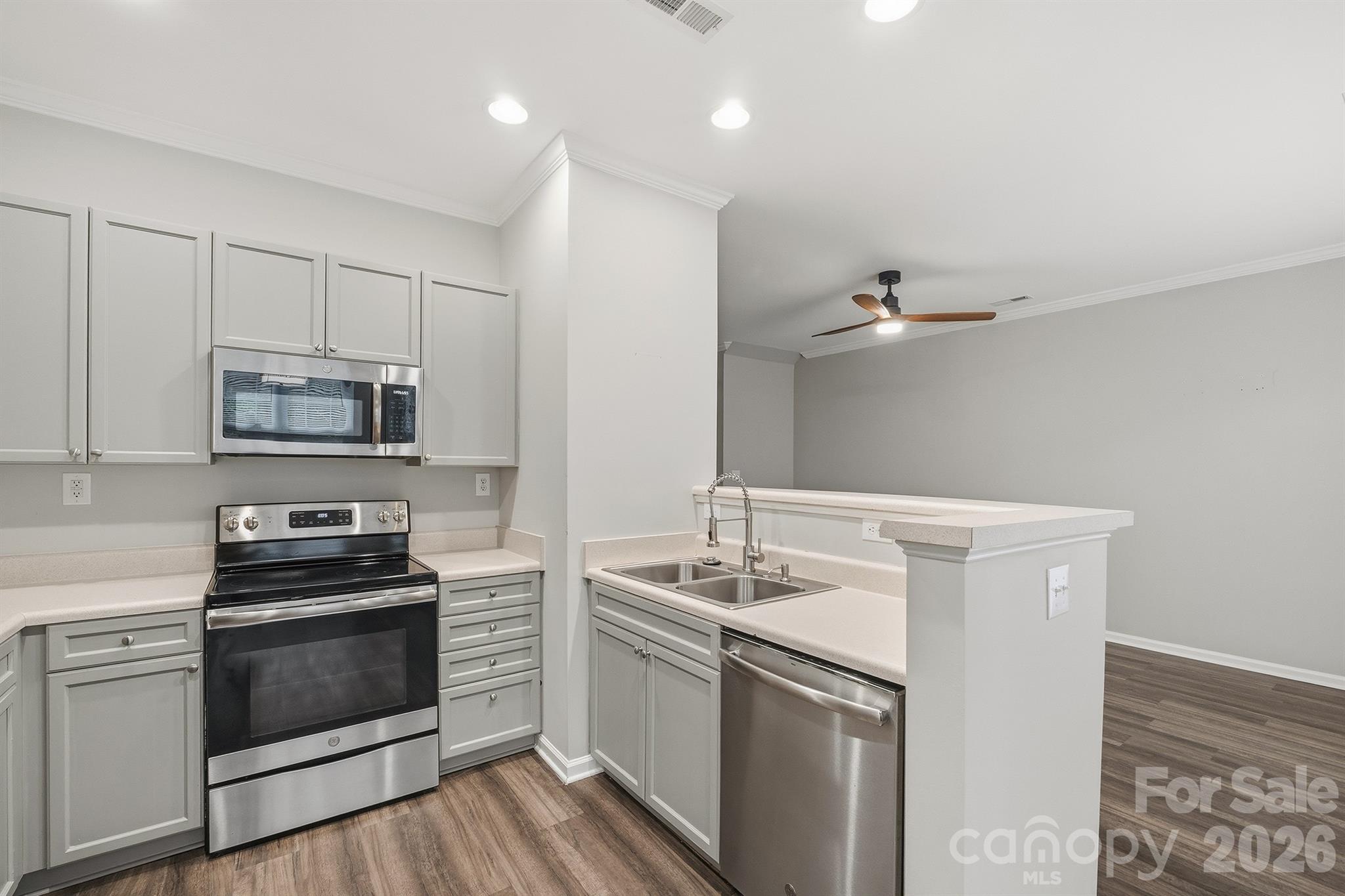 Photo 7 of 14208 Castle Abbey Lane, Charlotte, NC