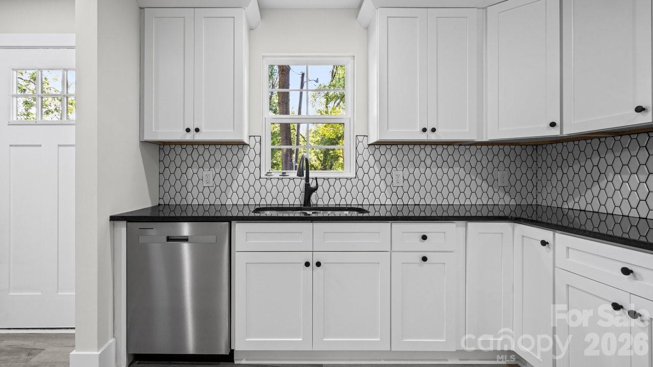 3320 Boyd StreetB, Charlotte, NC - photo 12 of 28