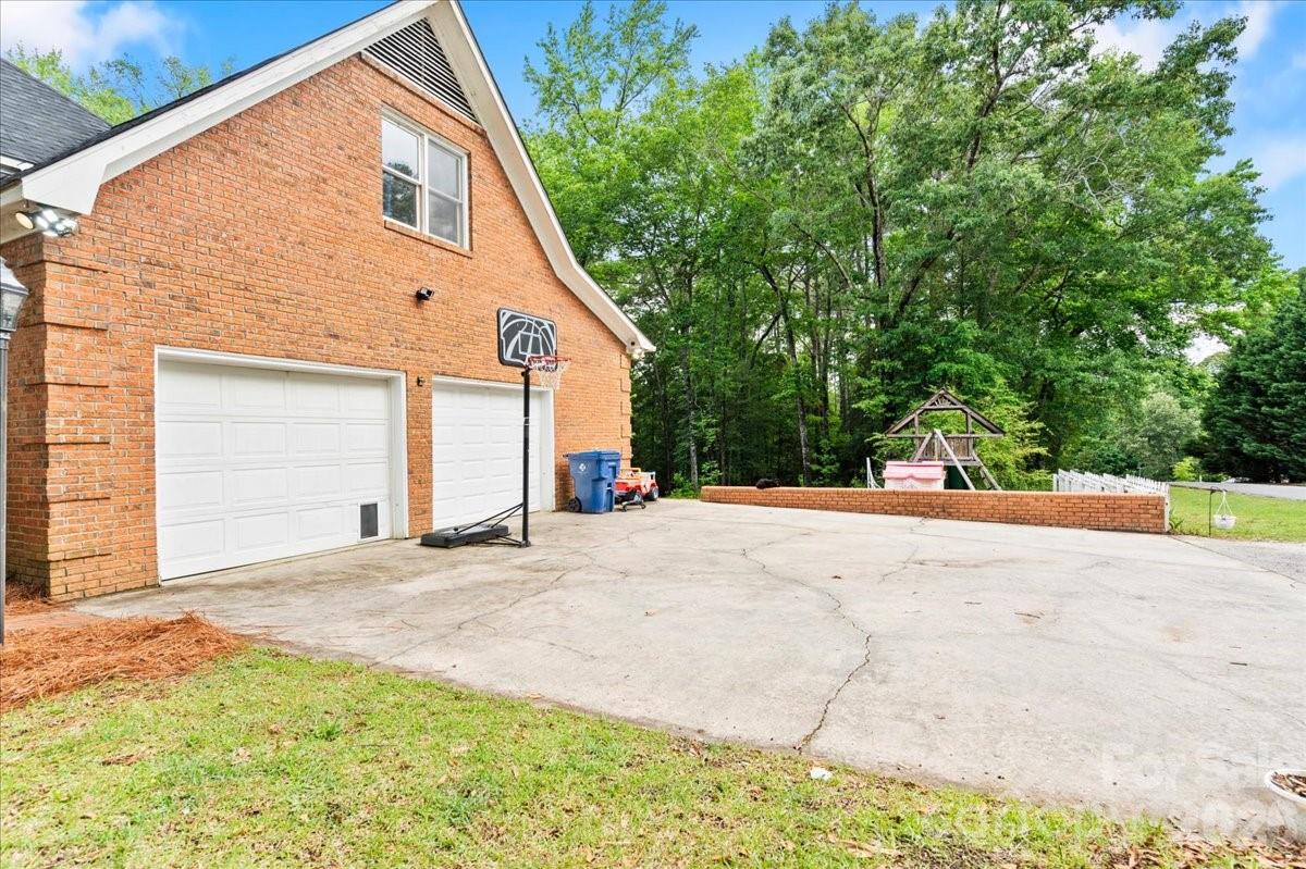 209 Fairway Road, Cheraw, SC - photo 33 of 49