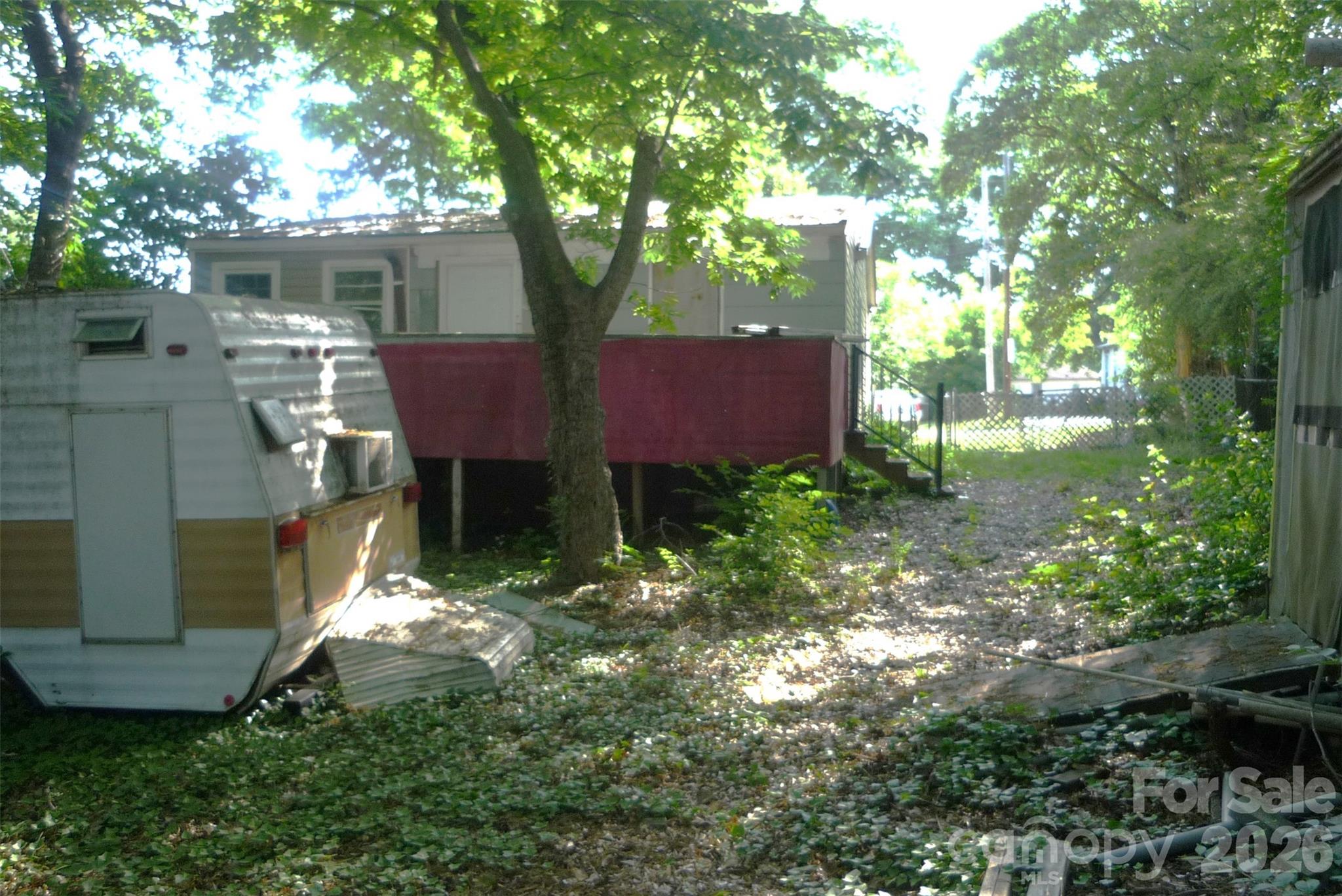 407 N Pear Street, Gastonia, NC - photo 9 of 34