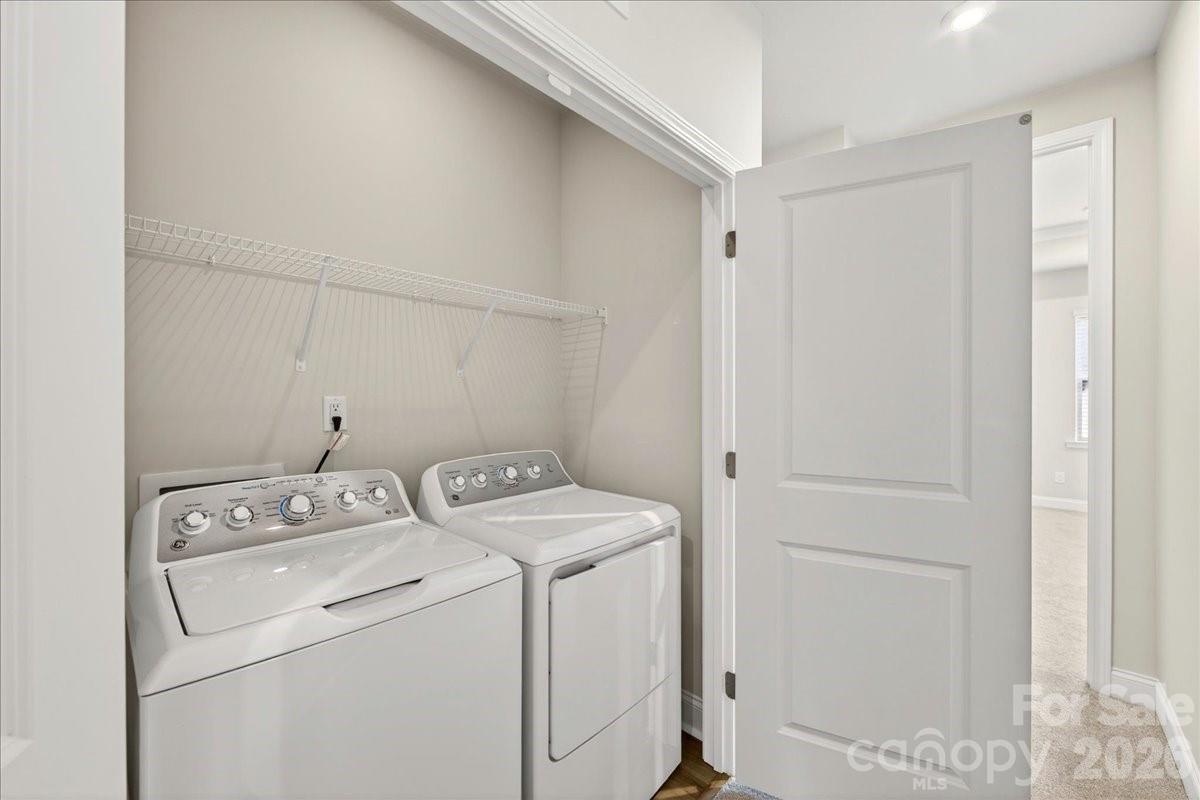 Photo 21 of 921 Archway Lane, Charlotte, NC