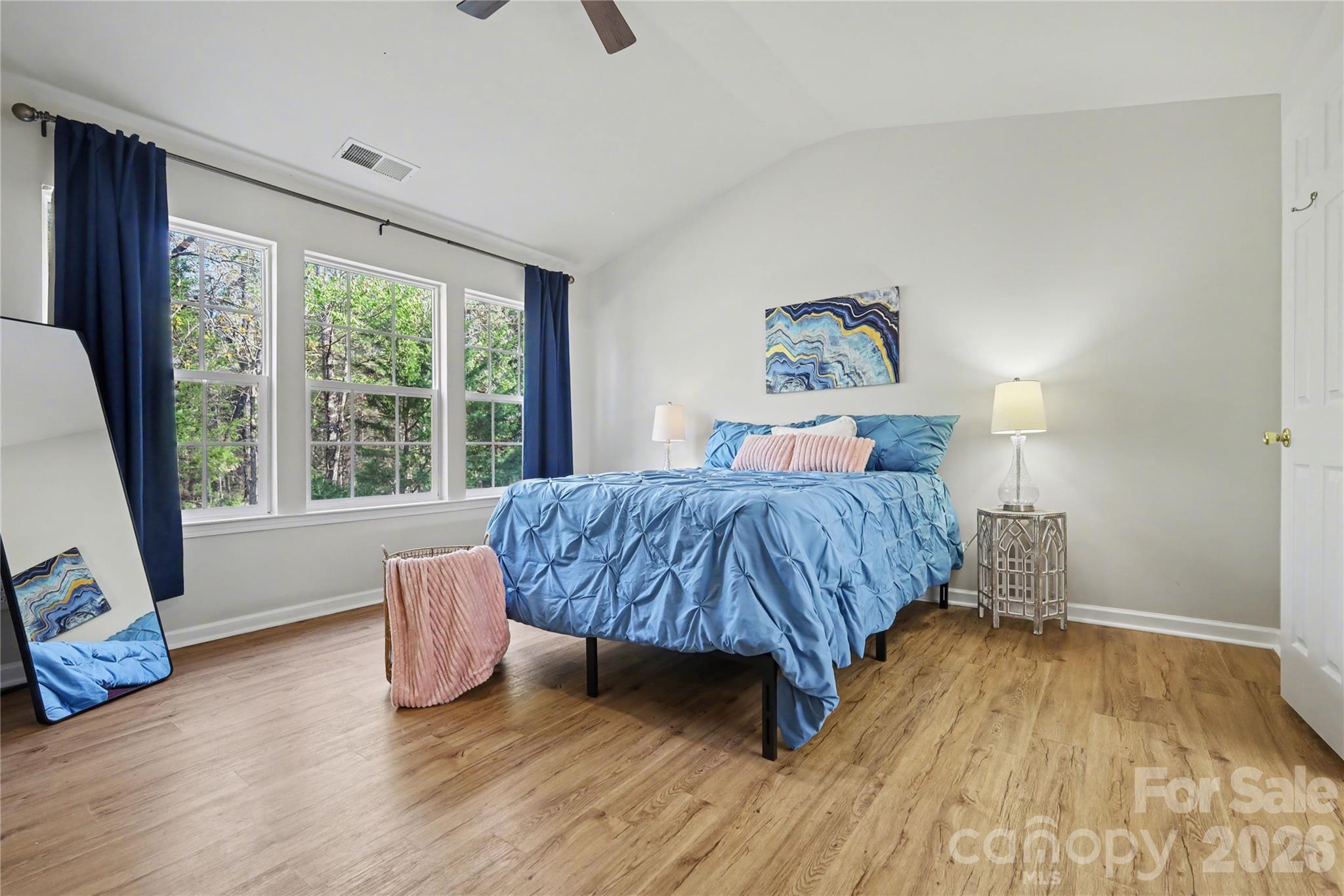 Photo 19 of 6930 Beverly Springs Drive, Charlotte, NC
