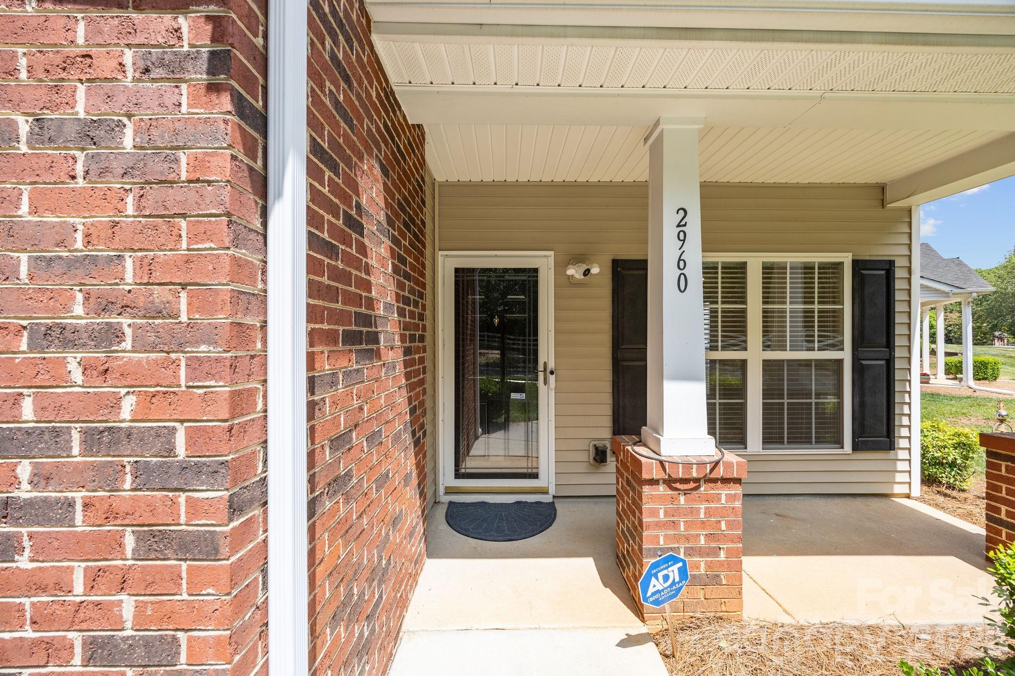 Photo 3 of 2960 Zion Renaissance Lane, Charlotte, NC