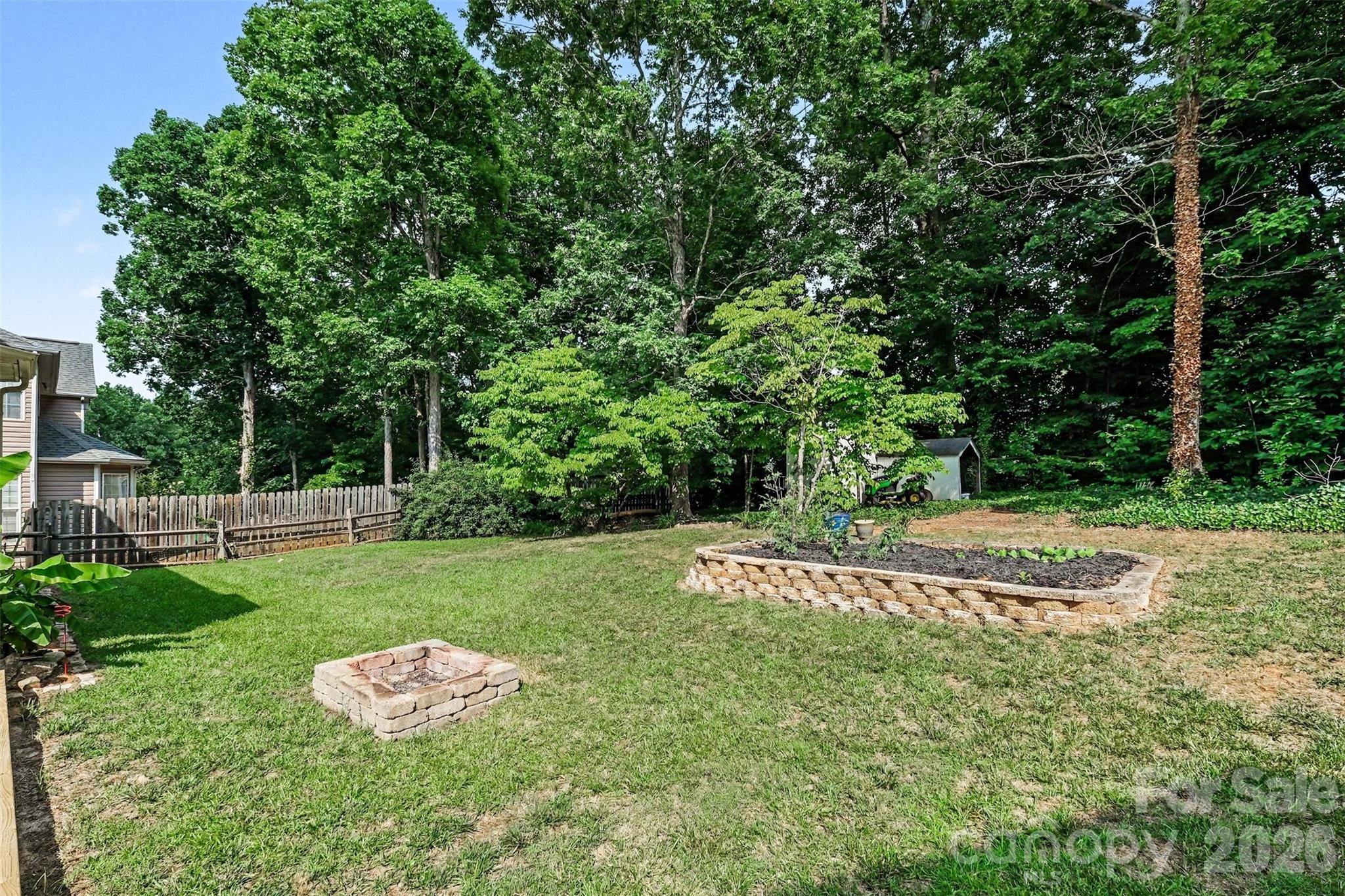 Photo 28 of 10422 Baskerville Avenue, Charlotte, NC
