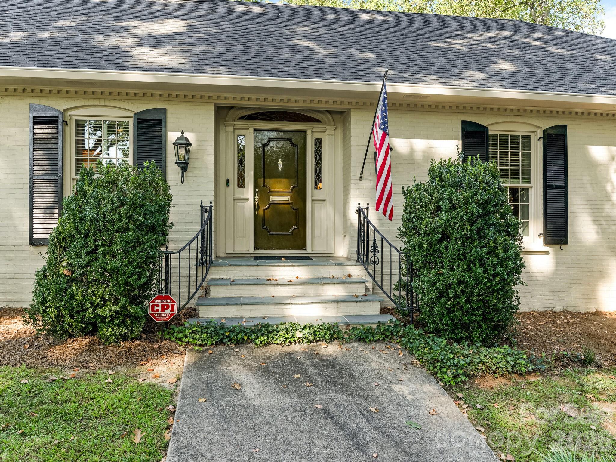 Photo 2 of 2424 Richardson Drive, Charlotte, NC