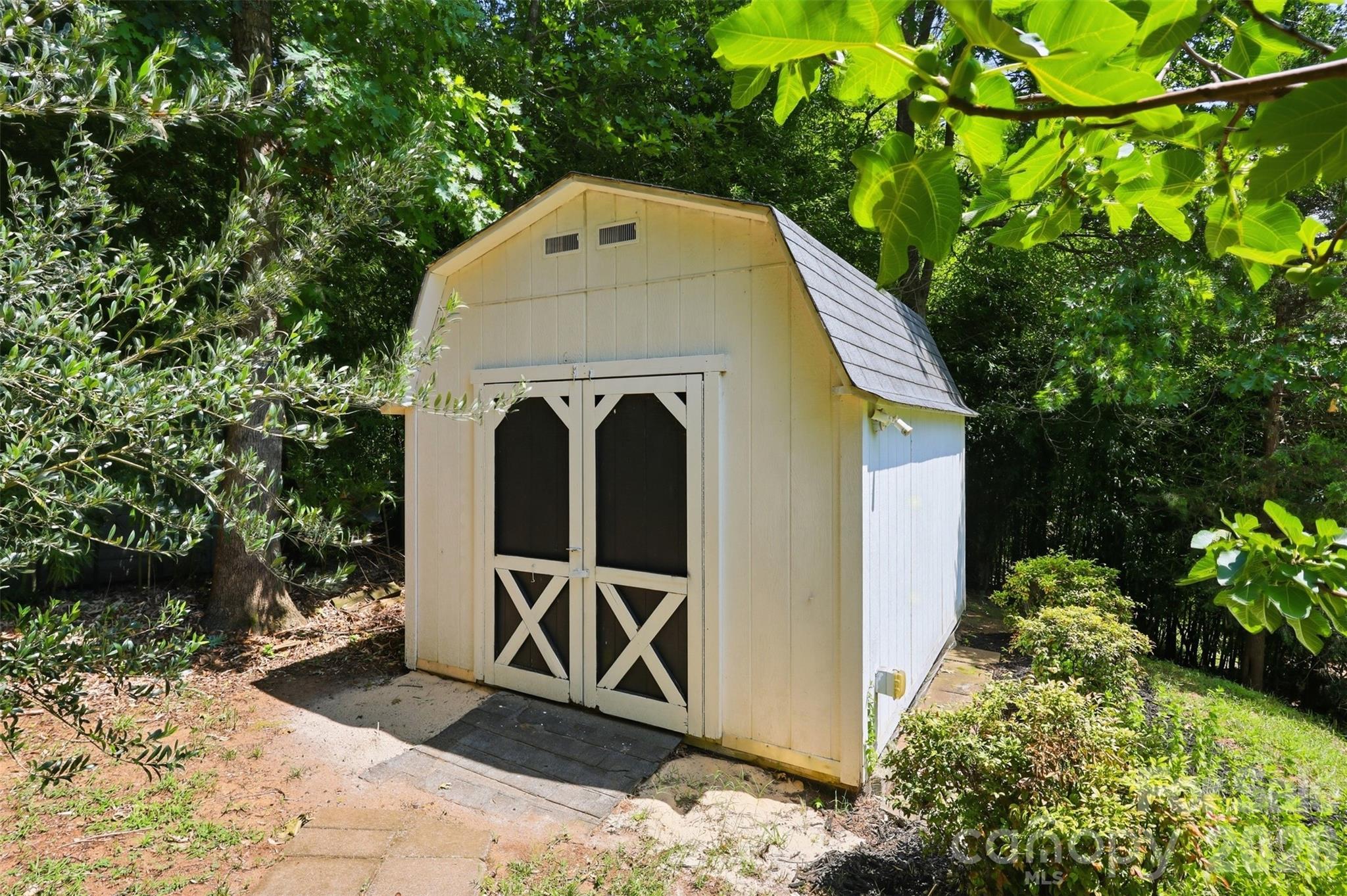 Home for sale at 11814 Withers Mill Drive, Charlotte, NC — photo 43 of 48