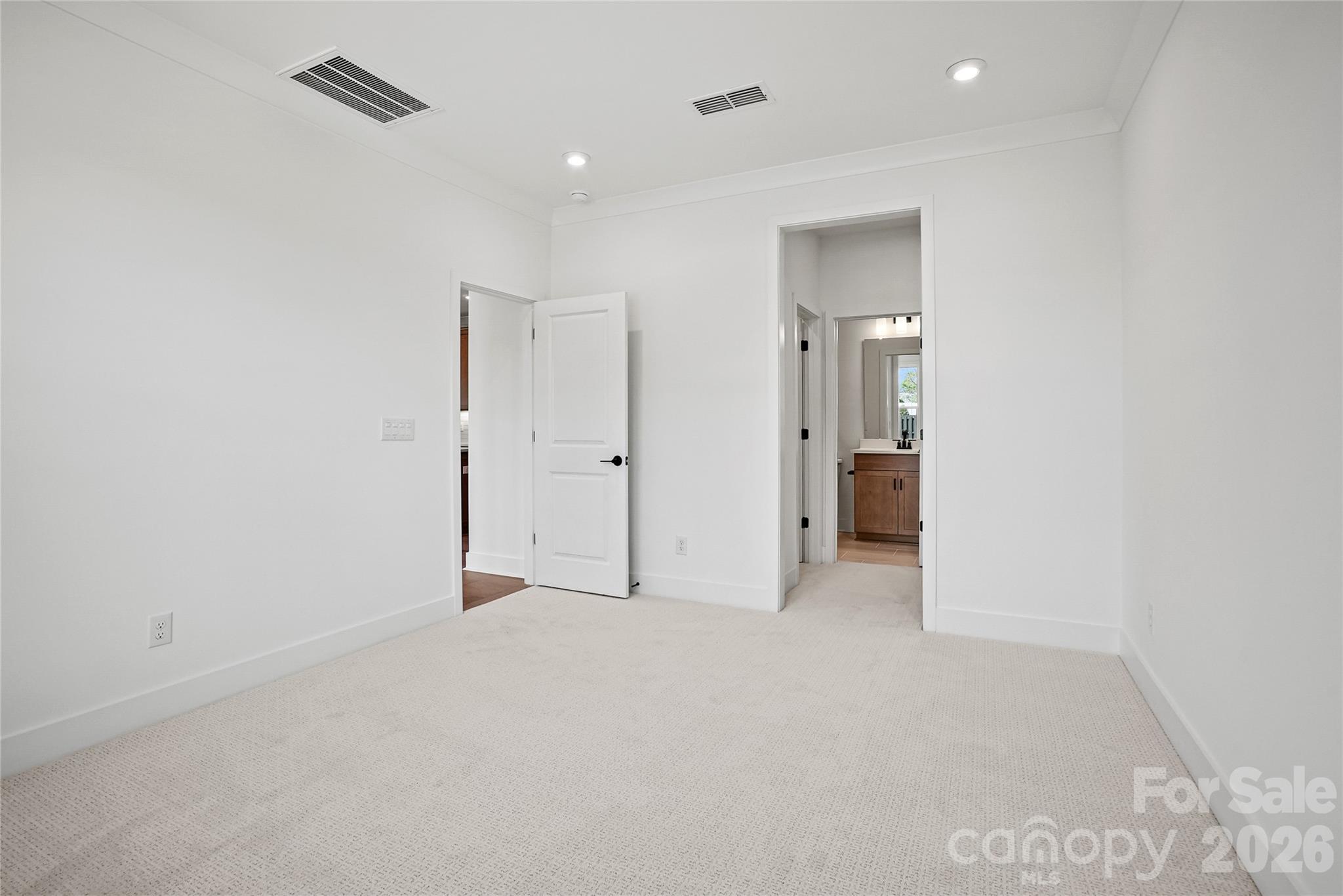 Photo 24 of 13915 Penbury Lane, Charlotte, NC