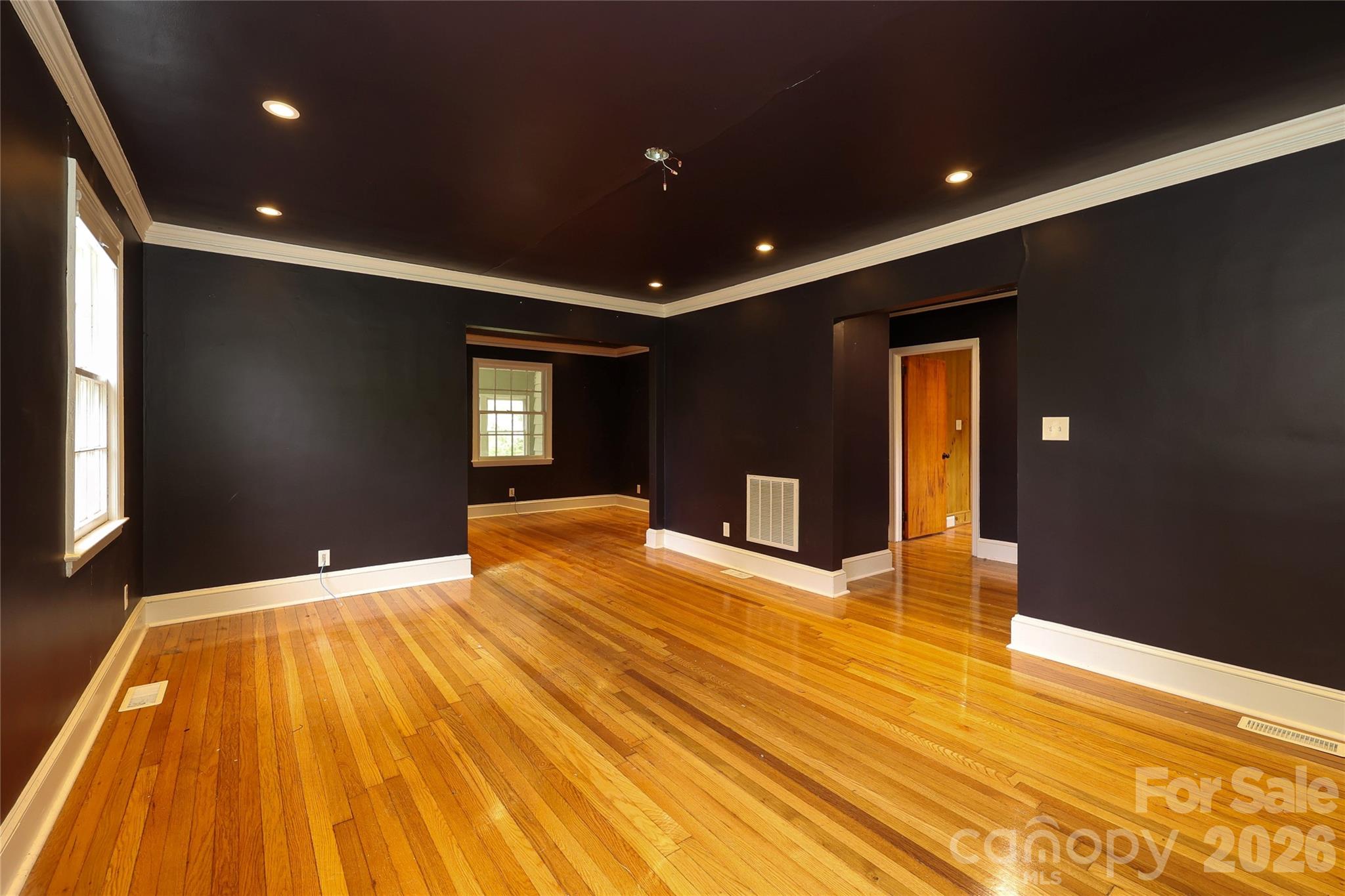 1456 Briar Creek Road, Charlotte, NC - photo 10 of 39