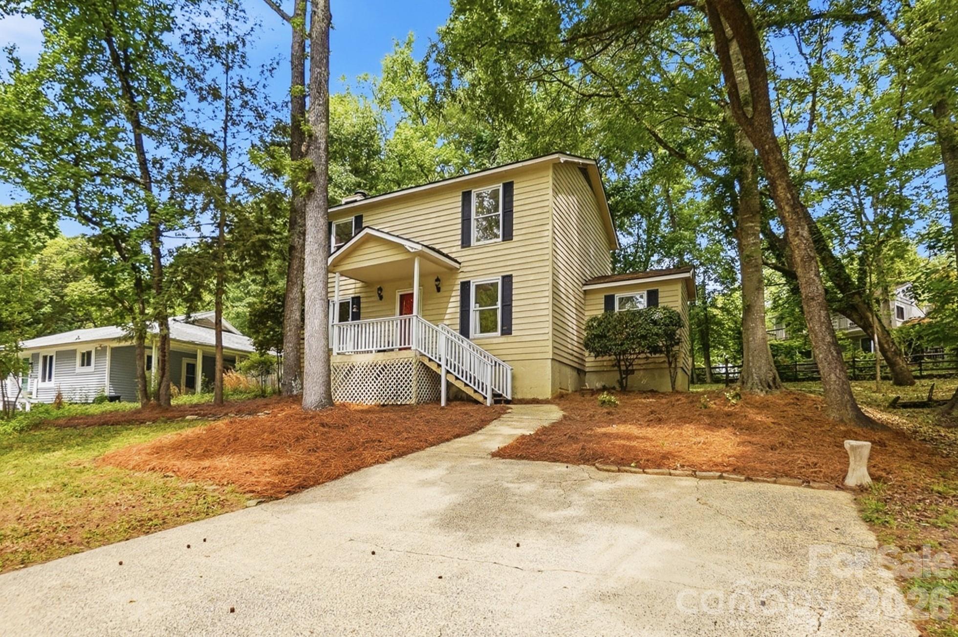 5060 Suwarrow Circle, Tega Cay, SC
