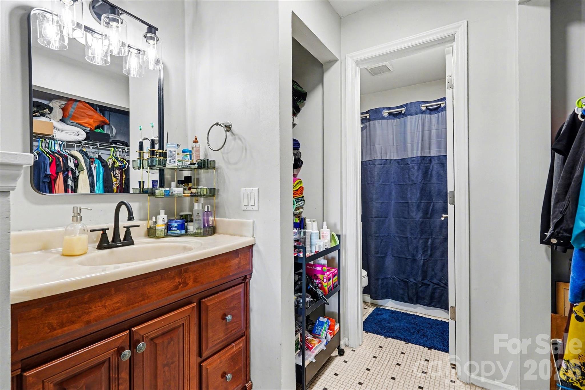 Photo 12 of 2512 Cranbrook Lane3, Charlotte, NC