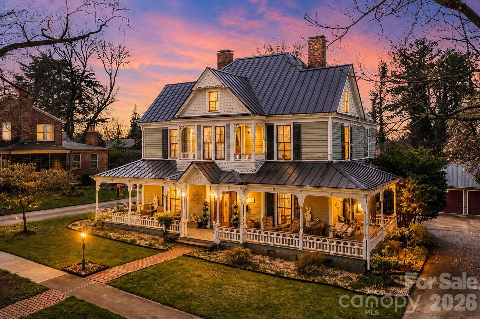 229 N Race Street, Statesville, NC - photo 2 of 44