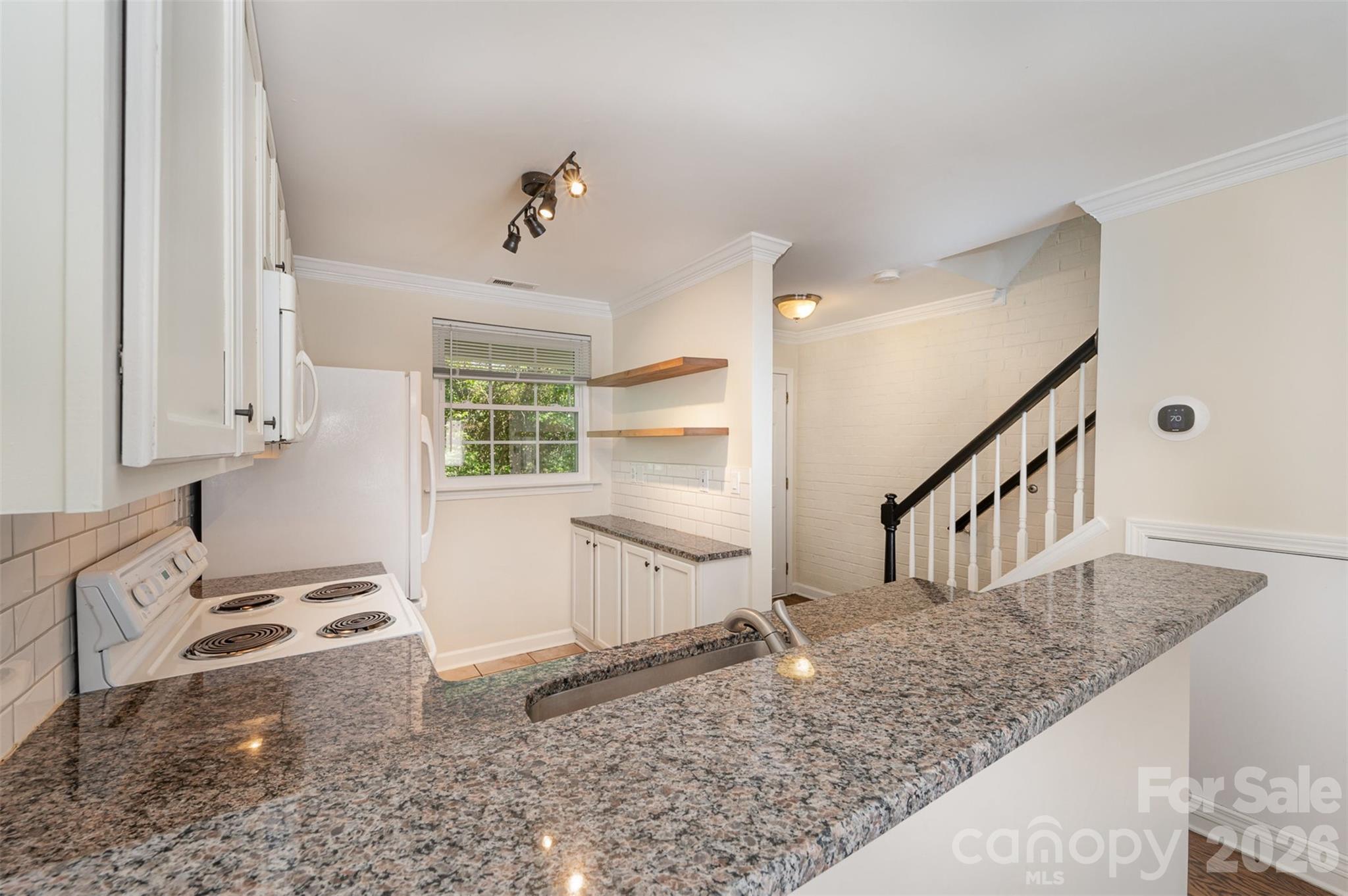 Photo 10 of 1218 Green Oaks LaneE, Charlotte, NC