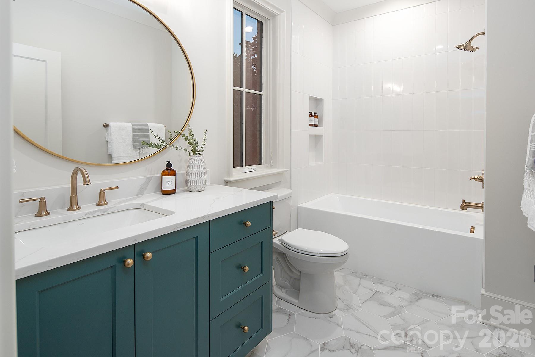 Photo 23 of 1214 S Kings DriveA, Charlotte, NC