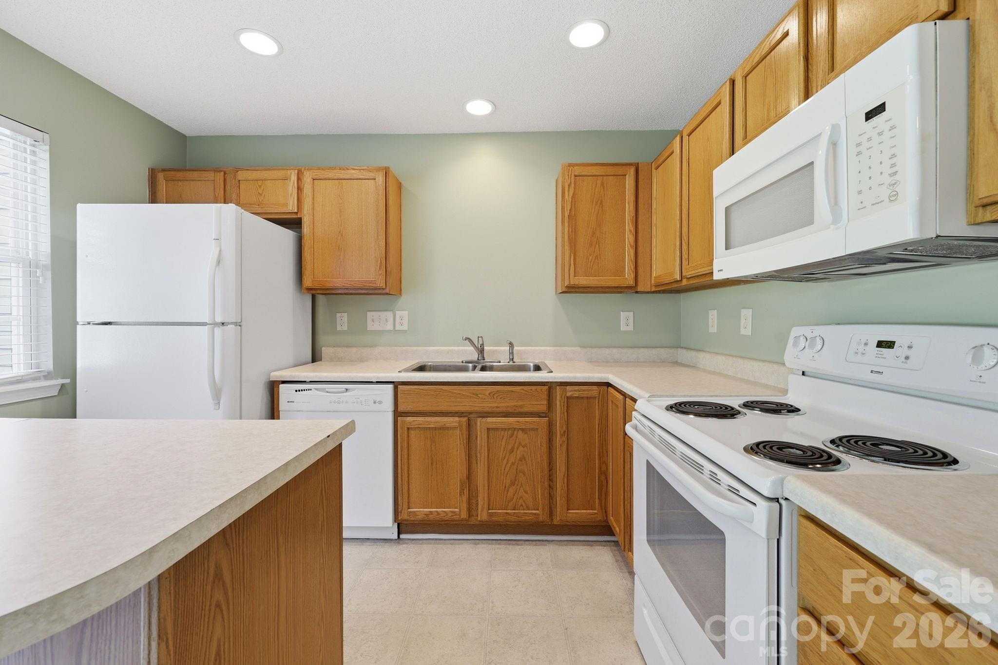Photo 12 of 12368 Hennigan Place Lane, Charlotte, NC