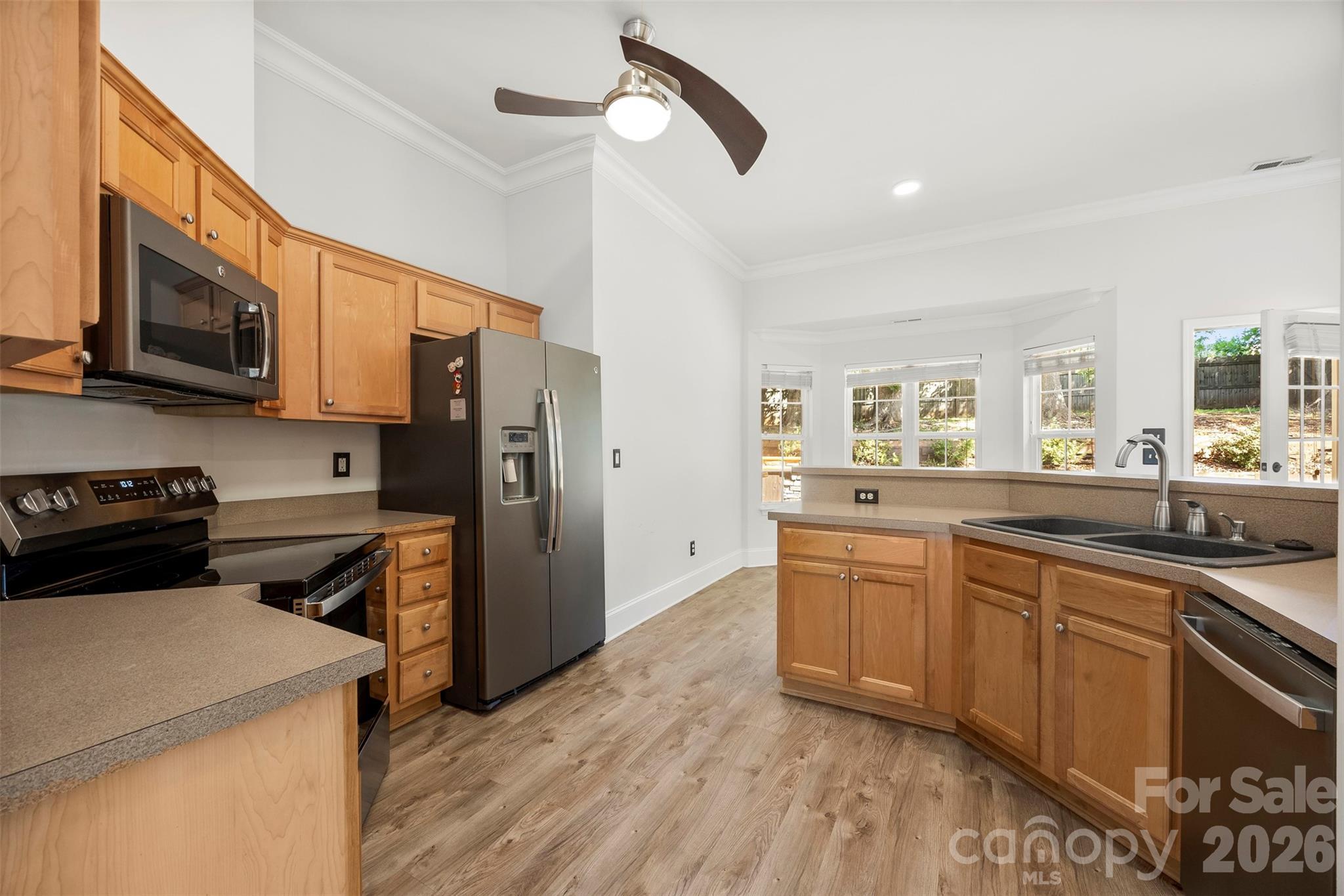 Home for sale at 8011 Maxwelton Drive, Huntersville, NC — photo 10 of 27